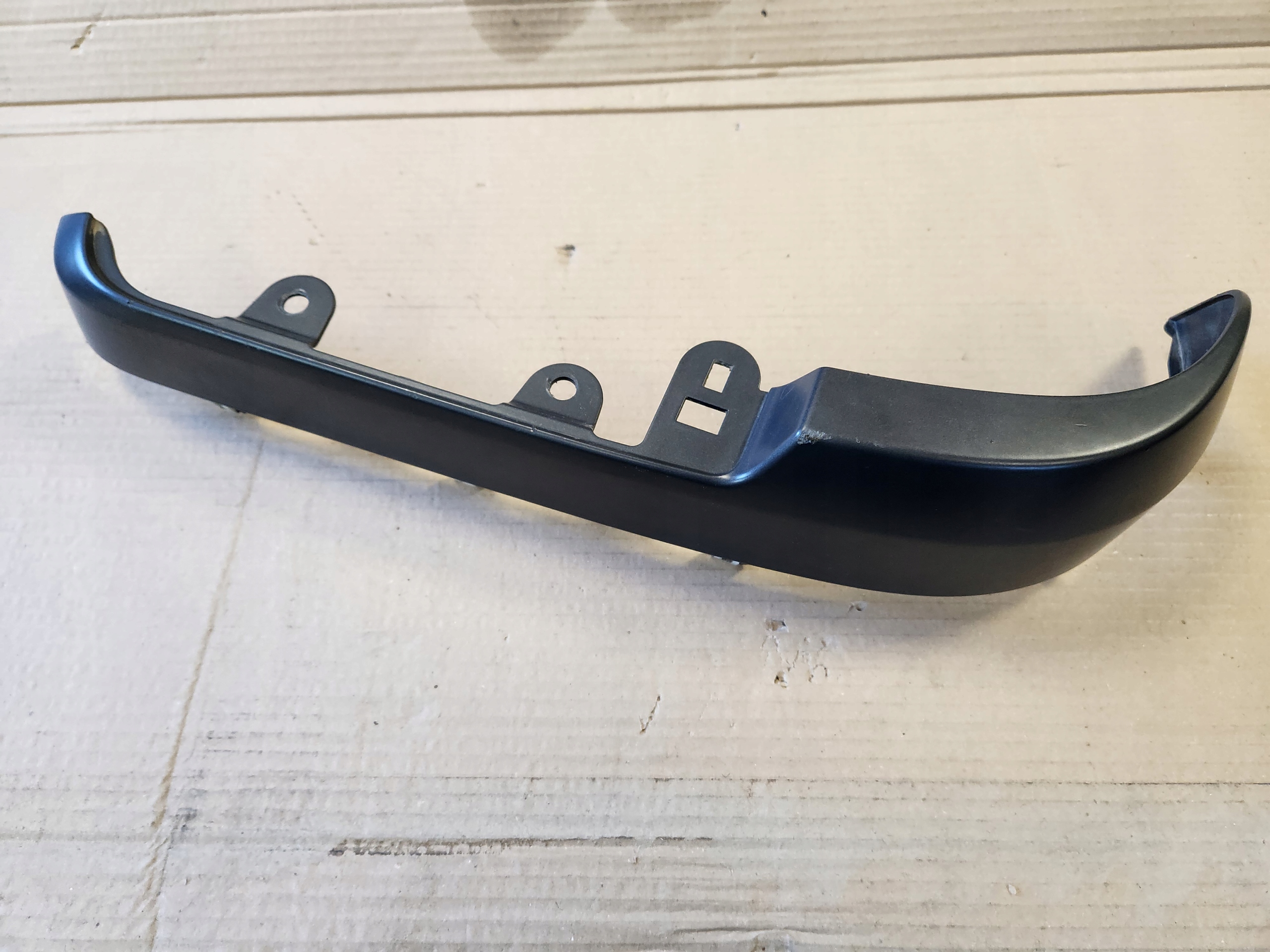 LISTWA NAKŁADKA ZDERZAKA TYŁ PRAWY AMAROK II RANGER MK6 2022-> ORYG. za ...