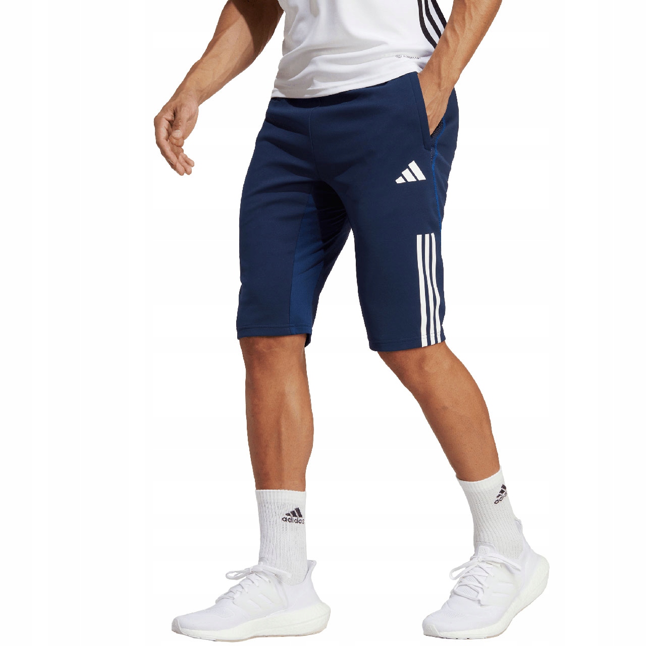 L Spodenki męskie adidas Tiro 23 Competition Training Half granatowe ... L Spodenki męskie adidas Tiro 23 Competition Training Half granatowe ...
