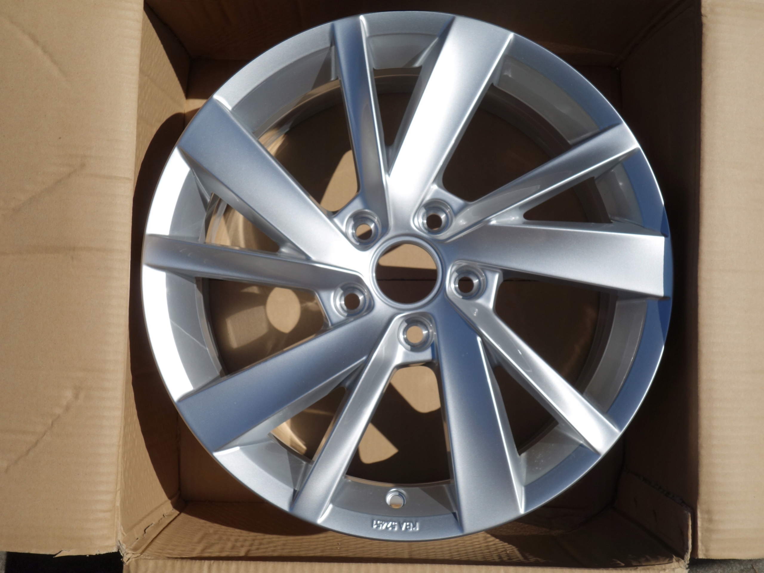 Felga aluminiowa Volkswagen OE GAVIA 6.5" x 17" 5x112 ET 46 za 599 ...