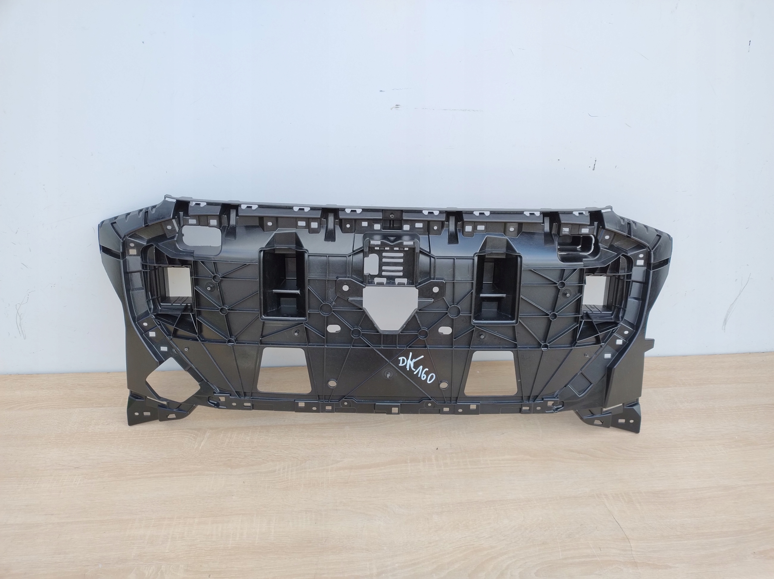 AUDI 89A Q4 E-TRON PODSTAWA ATRAPY SZKIELET GRILL • Cena, Opinie - Allegro