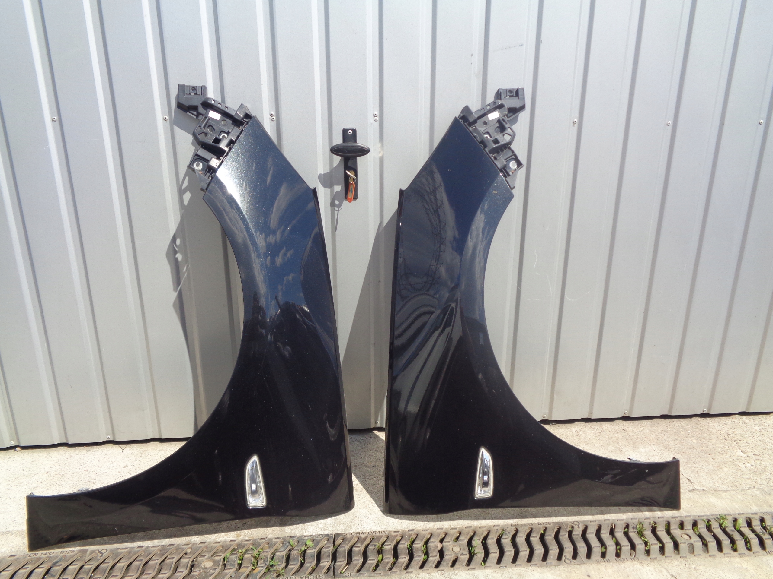 OPEL ASTRA K BŁOTNIK PRZEDNI PRAWY Z22C 55C102-J za 900 zł z Wyszyny ...