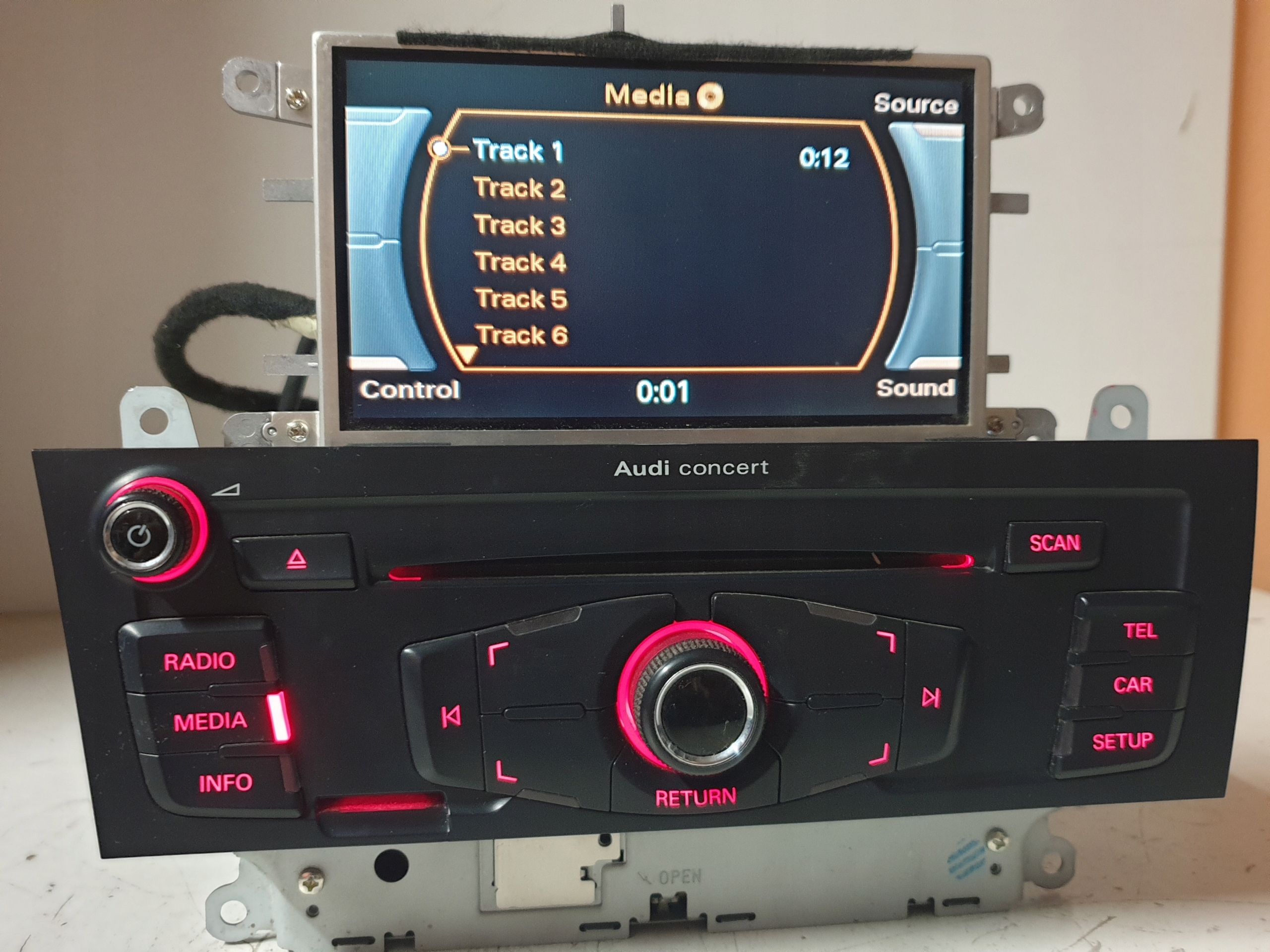 S5 A5 A4 B8 Q5 LIFT RADIO AUDI CONCERT 8R2035186A - porównaj ceny - Allegro.pl