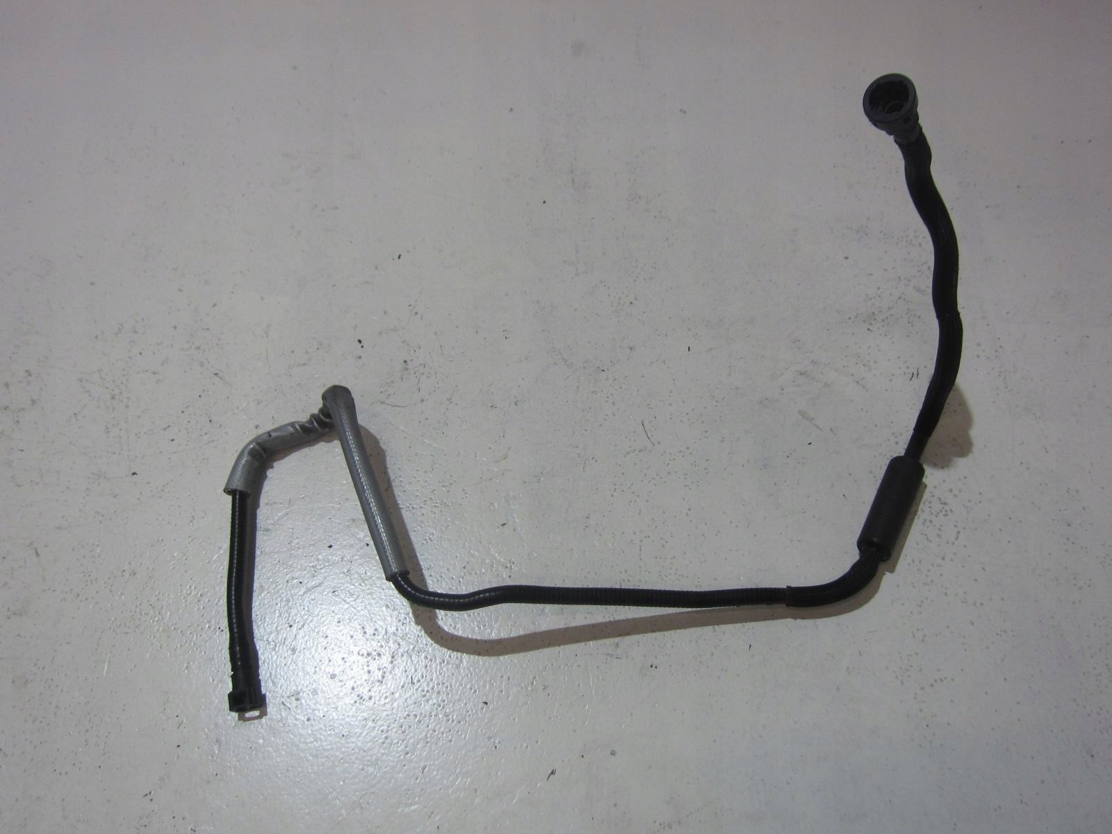 BMW X1 F48 B46 B48 MINI PRZEWÓD ODPOWIETRZAJĄCY RURKA 13908642845 ...