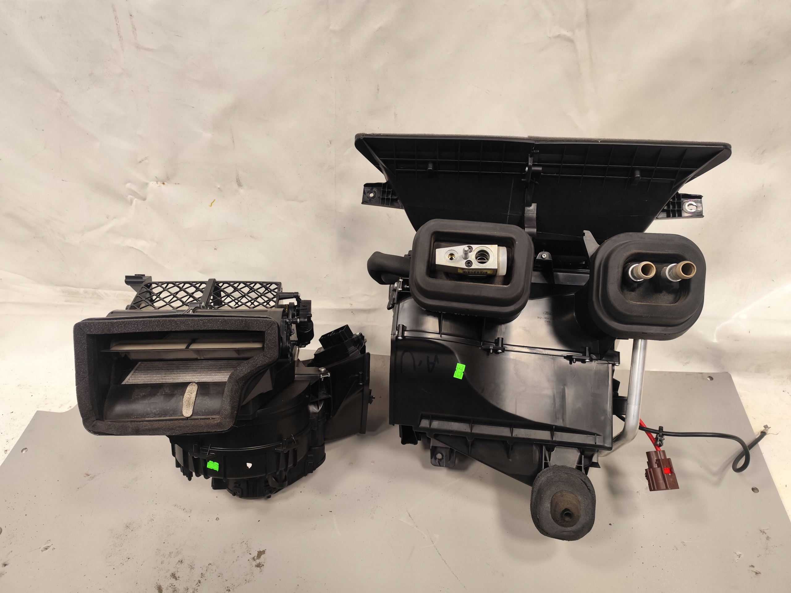 FORD TRANSIT MK8 LIFT NAGRZEWNICA BK21-18B692-A , BK21-18D361-A, BK21-18D413-A za 450 zł z Wiry ...