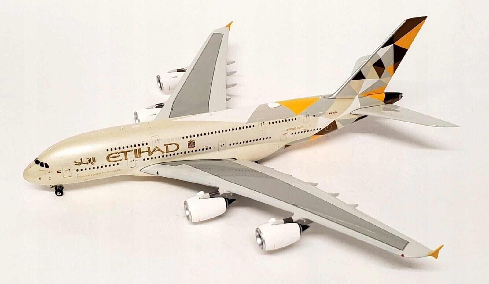 Model samolotu Airbus A380 ETIHAD 1:400 A6-APJ 13748795134 - Allegro.pl