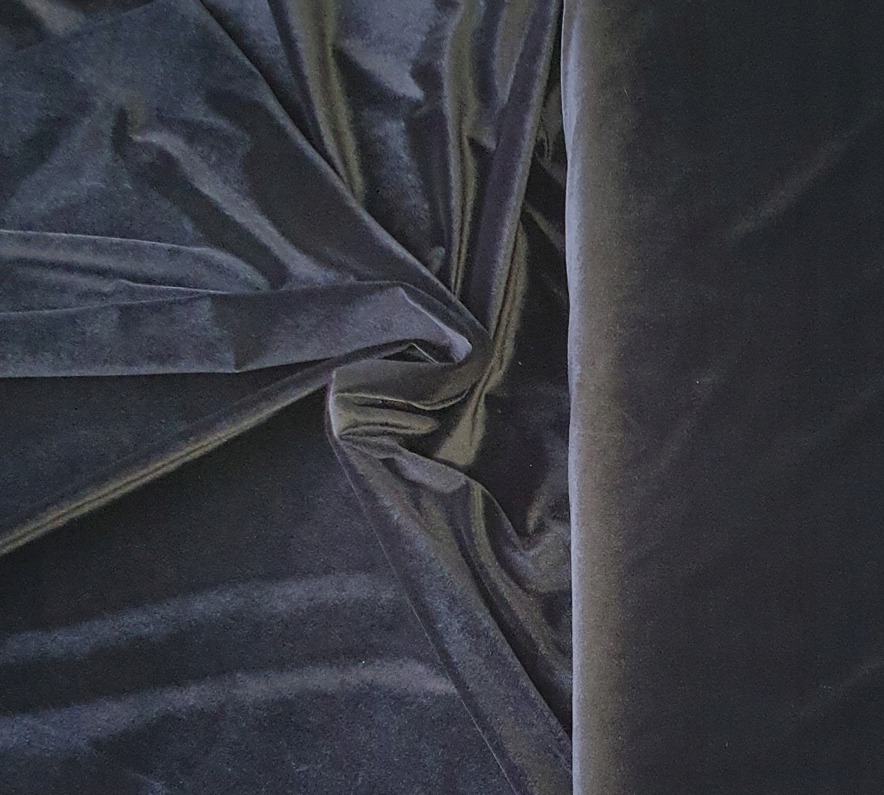 MATERIÁL PLYŠ VELUR SAMET RŮZNÉ BARVA oblečení za 165 Kč - Allegro