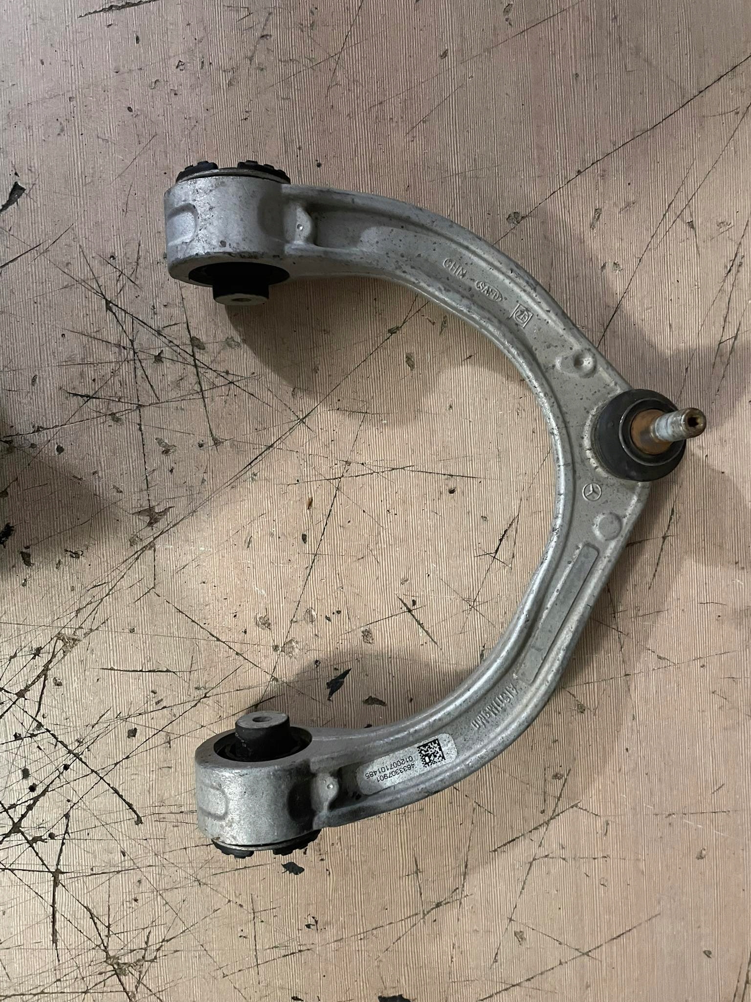 WAHACZ GÓRNY LEWY MERCEDES G-KLASA W463 A4633305001 za 700 zł z ...