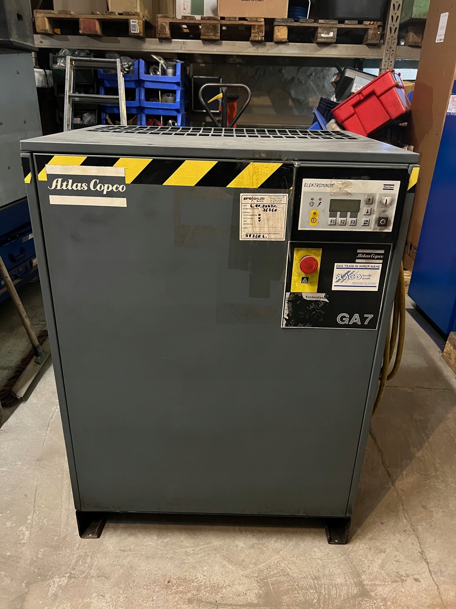 Kompresor olejowy Atlas Copco GA7 0 l 9,75 bar • Opinie - Allegro