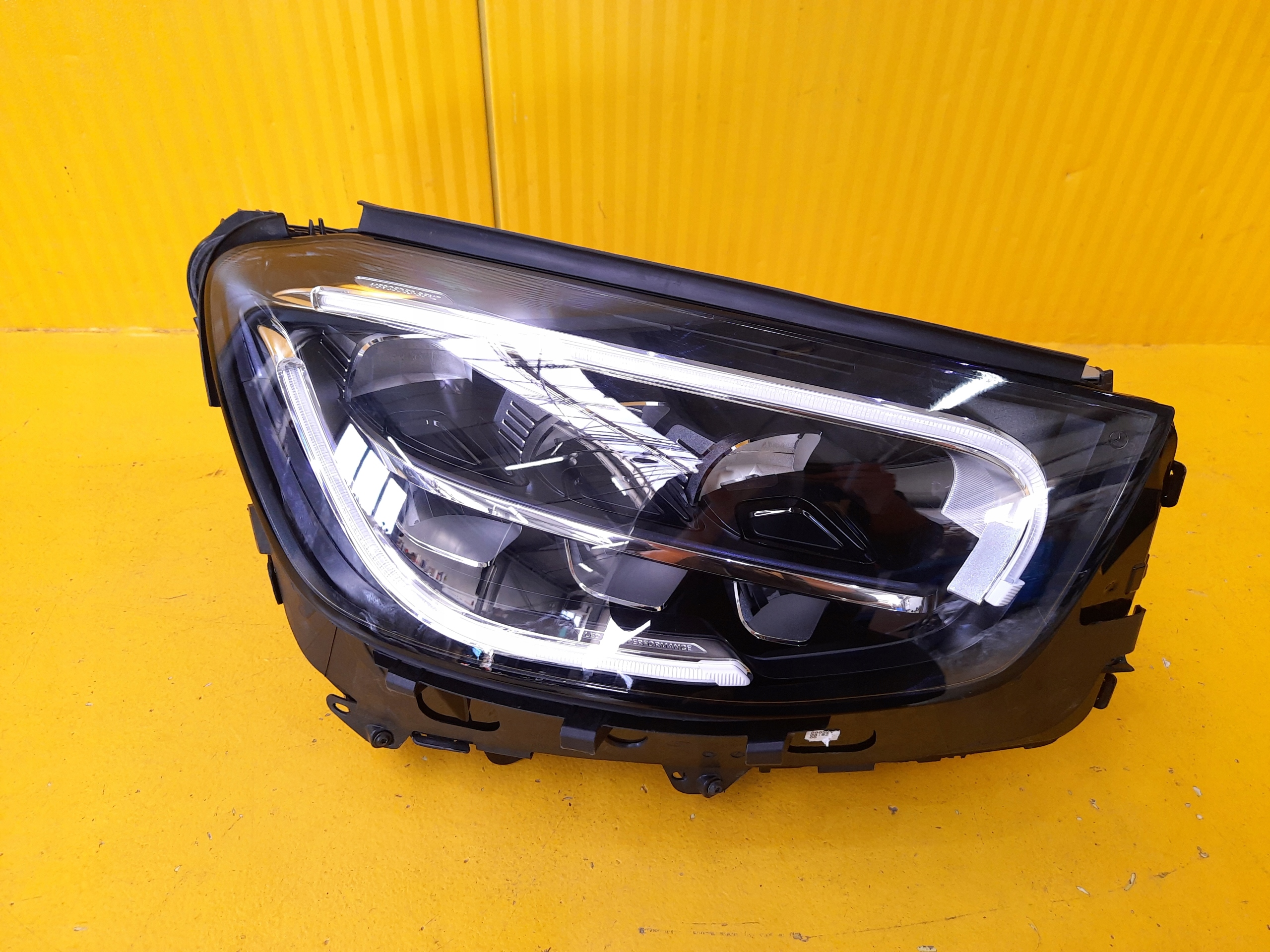 MERCEDES W253 GLC LIFT LAMPA LED PERFORMANCE PRAWY - porównaj ceny ...