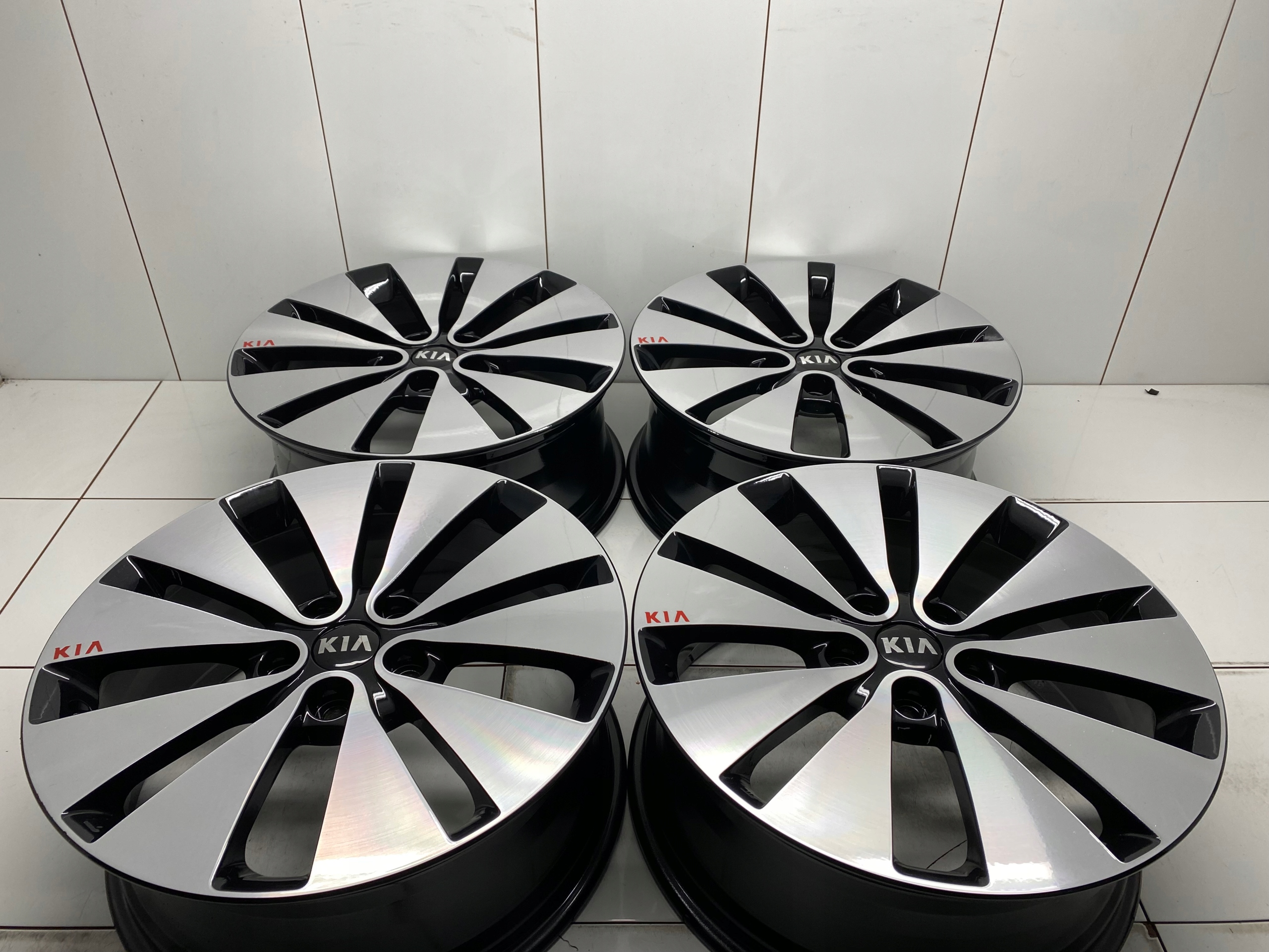 FELGI 18 KIA OPTIMASPORTAGE IDEALNE 7.5 ET 46 OEM 52910-2T550 za 2999 ...