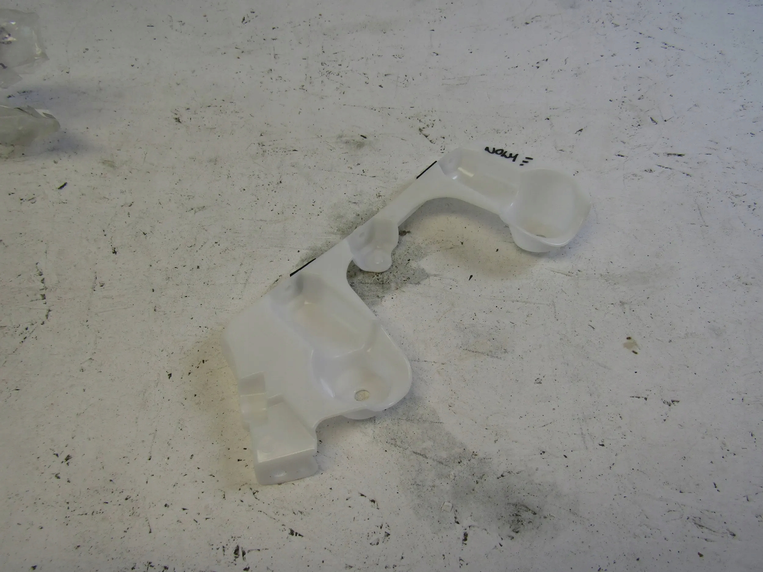 Renault Megane IV ślizg zderzaka prawy tył 850449059R - porównaj ceny ...