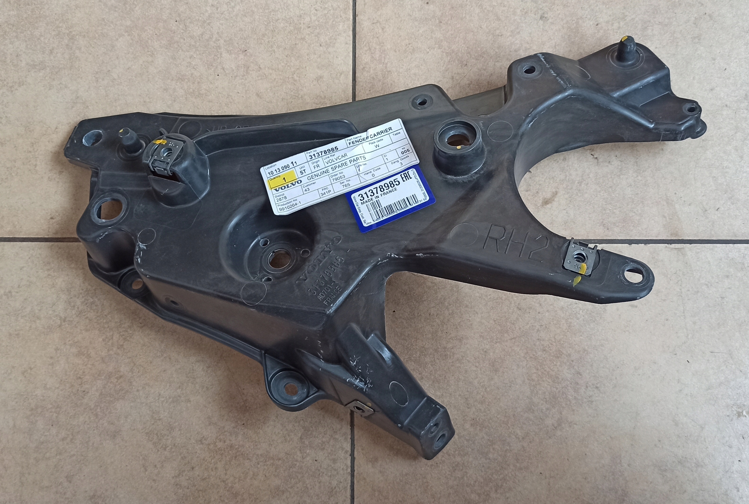 Volvo OE 31378985 wspornik uchwyt błotnika • Cena, Opinie - Allegro