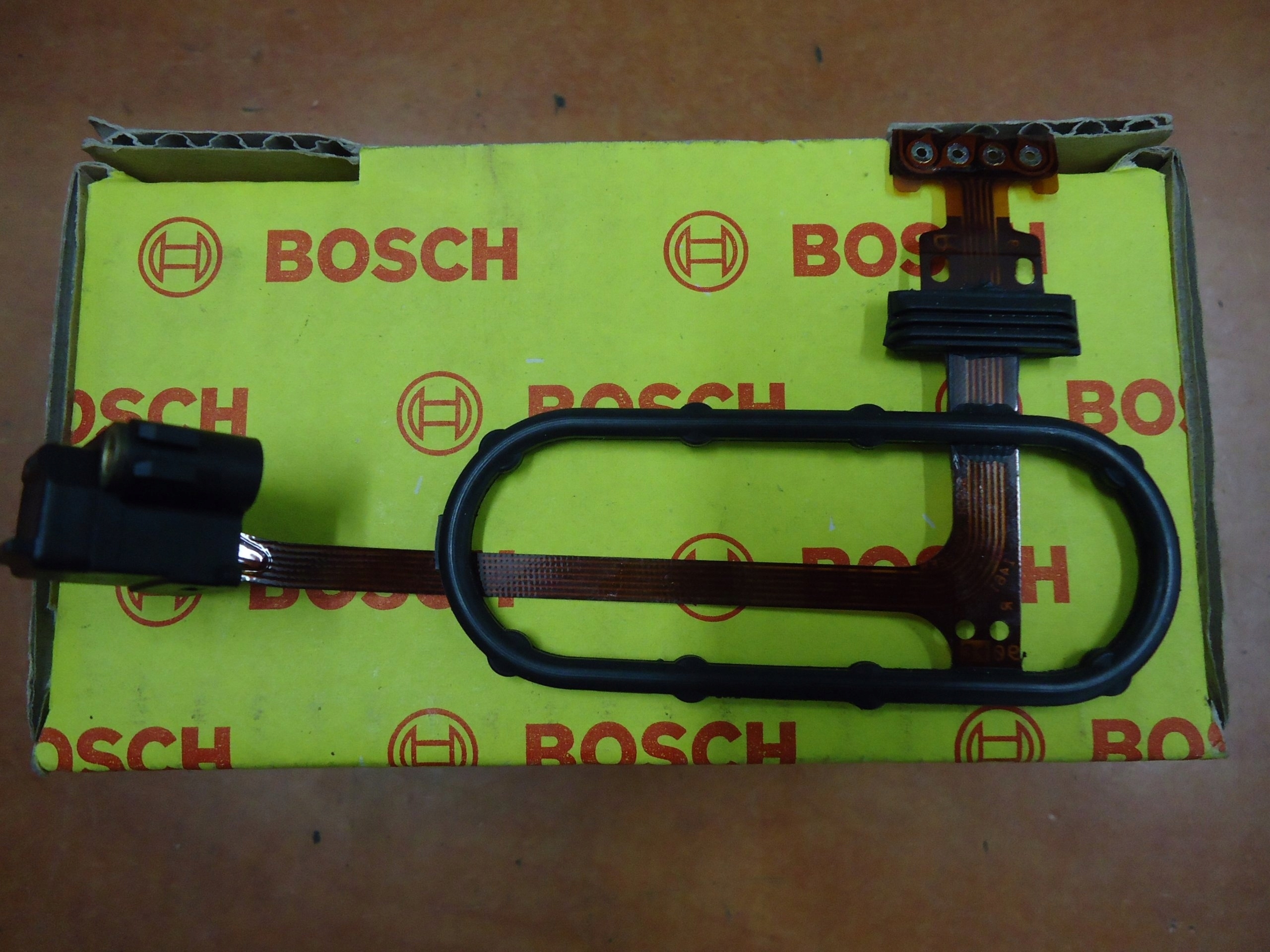 Bosch 1467255103 czujnik obrotów pompy wtryskowej 5901947303580 za 359 ...