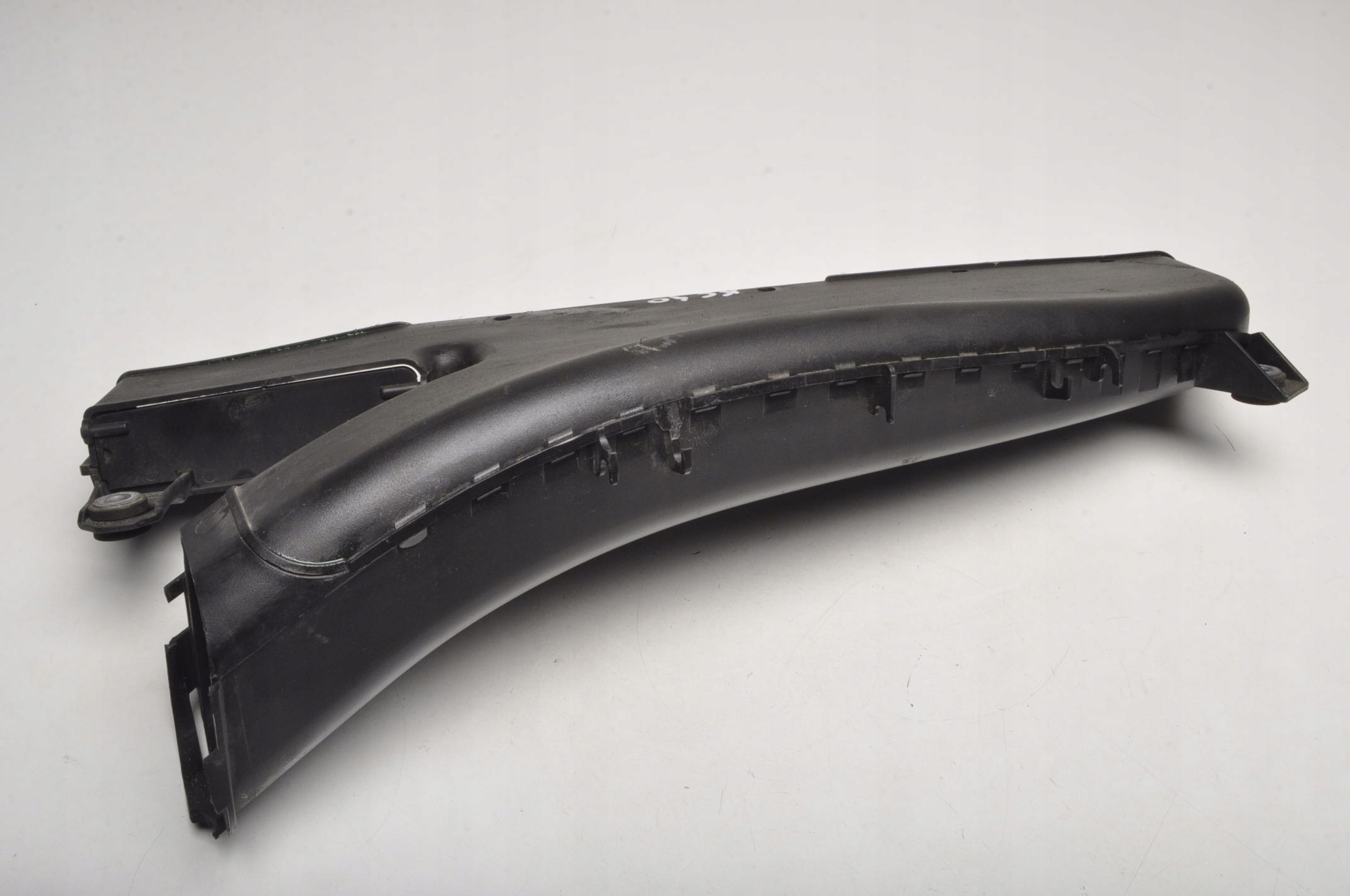 VOLVO XC40 II T5 Plug-in Hybrid 1.5 RURA DOLOT POWIETRZA 32222137 2021R ...