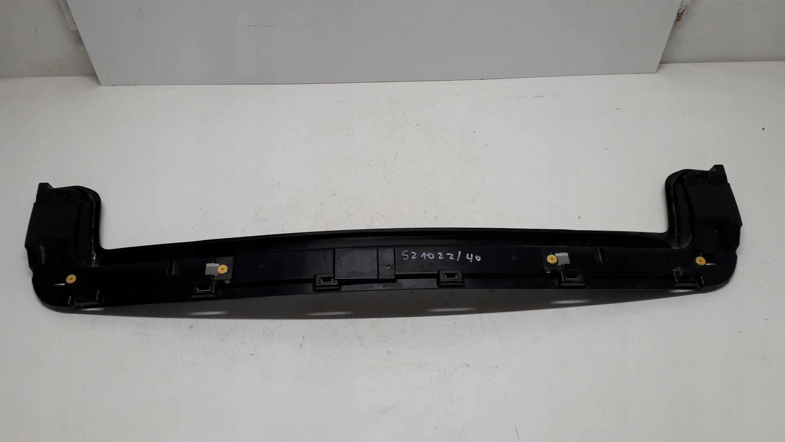 ŚLIZG ZDERZAKA TYŁ HYUNDAI I30 KOMBI 87376-A6200 za 150.00PLN z Jelenia ...