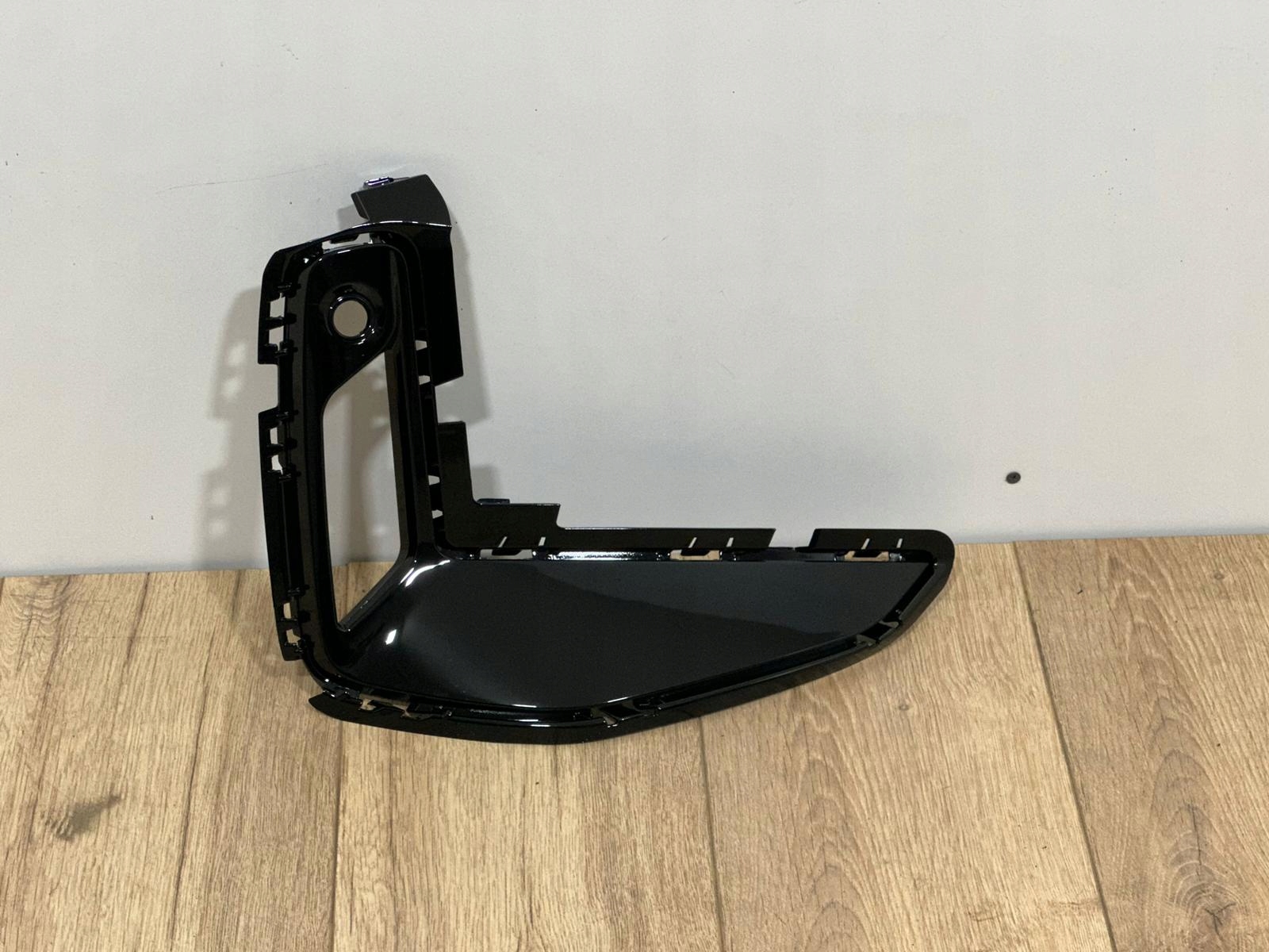 Prawa kratka boczna zderzak przód M pakiet PDC BMW G20 G21 LCI lift ...