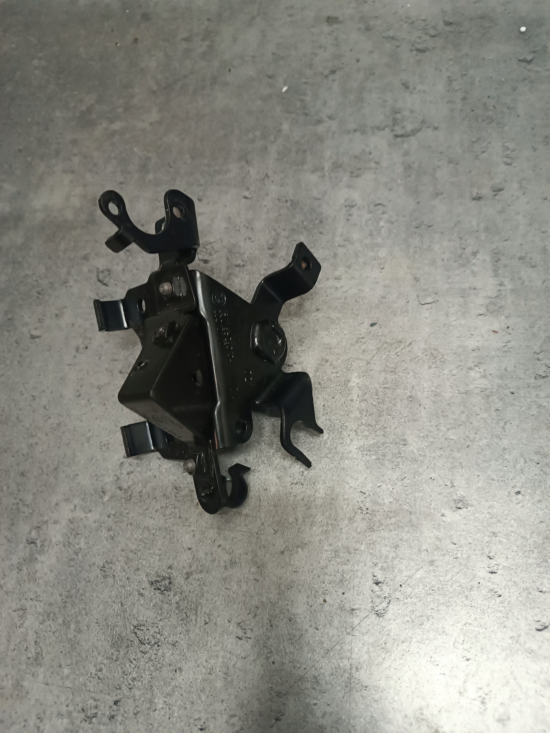 BMW R 1250 GS 2022R K50 WSPORNIK ZBIORNIKA 8529313 za 200 zł z Radzymin ...