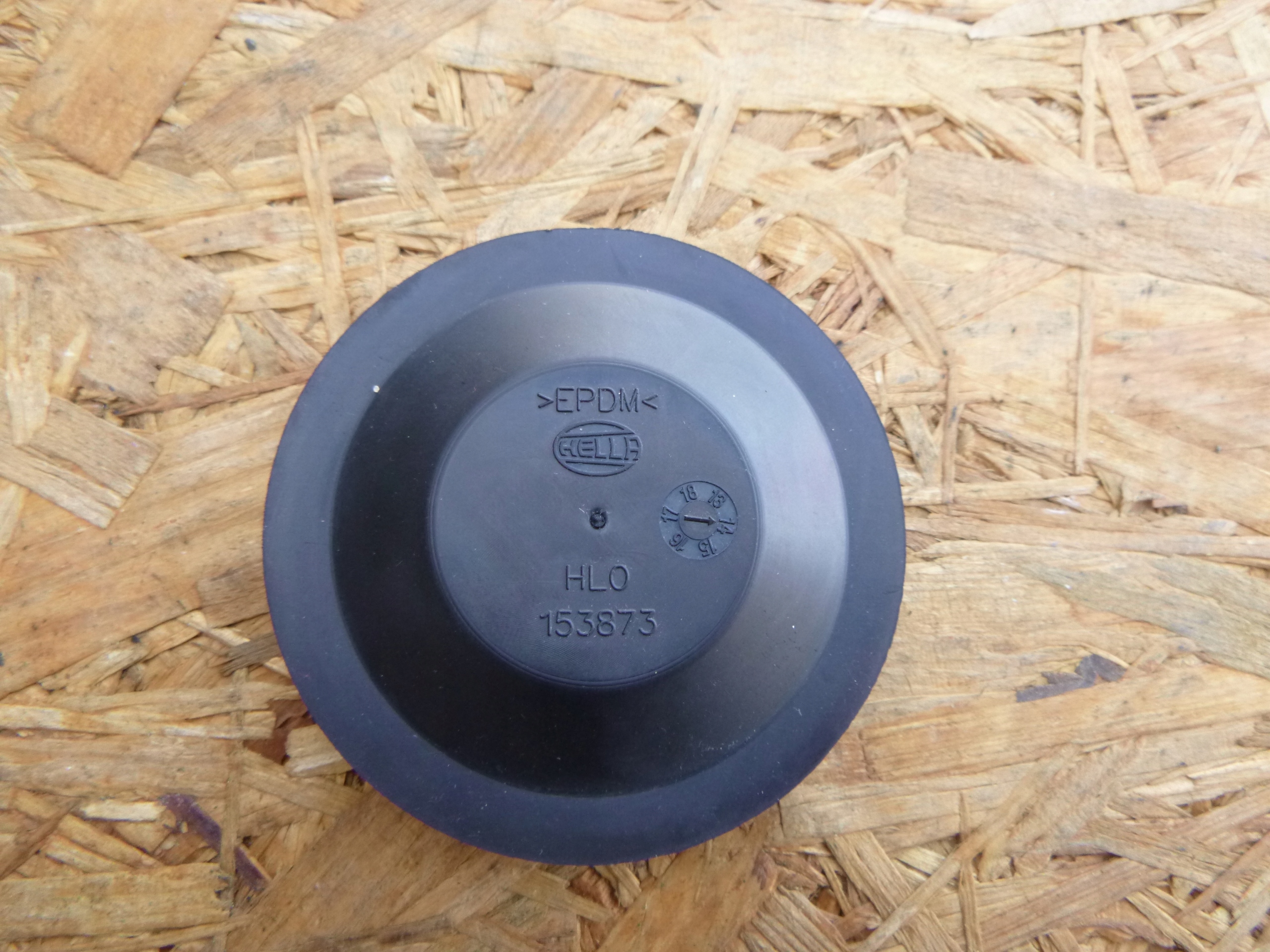 GOLF V PLUS ZAŚLEPKA DEKIEL DEKIELEK LAMPY PRZÓD 153873 za 39.99PLN z ...