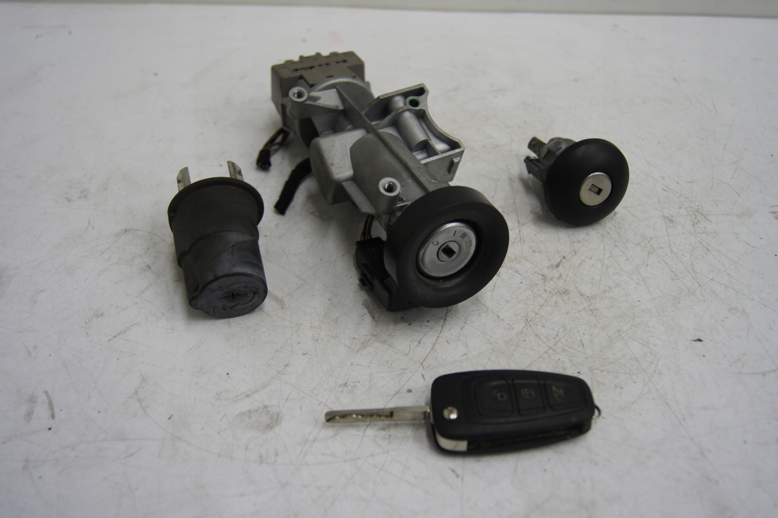 Stacyjka kluczyk wkładka zamka drzwi Transit Custom I bk21-15607-ab za 499 zł z Sulechów ...