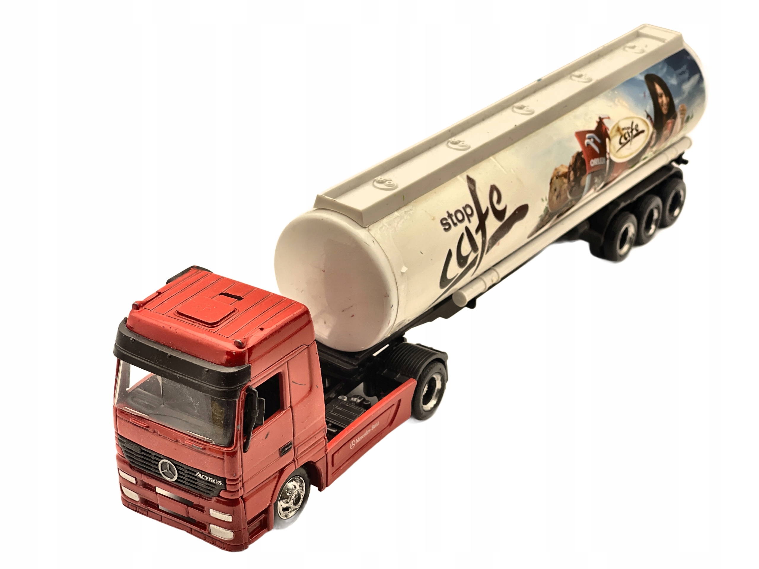 Návěs s cisternou, Made in Gina, kovový model, červený, měřítko 1:87 ...