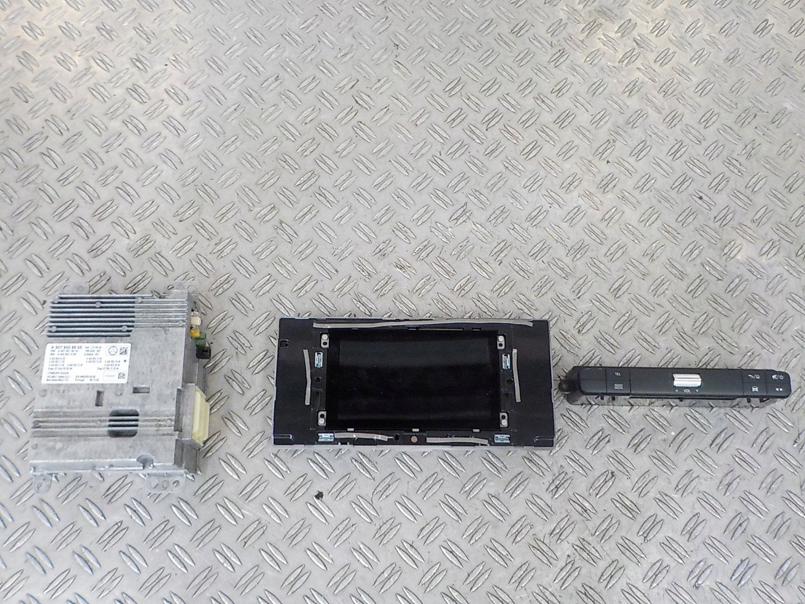 SPRINTER 907 910 18-20 RADIO WYŚWIETLACZ MODUŁ • Cena, Opinie - Allegro