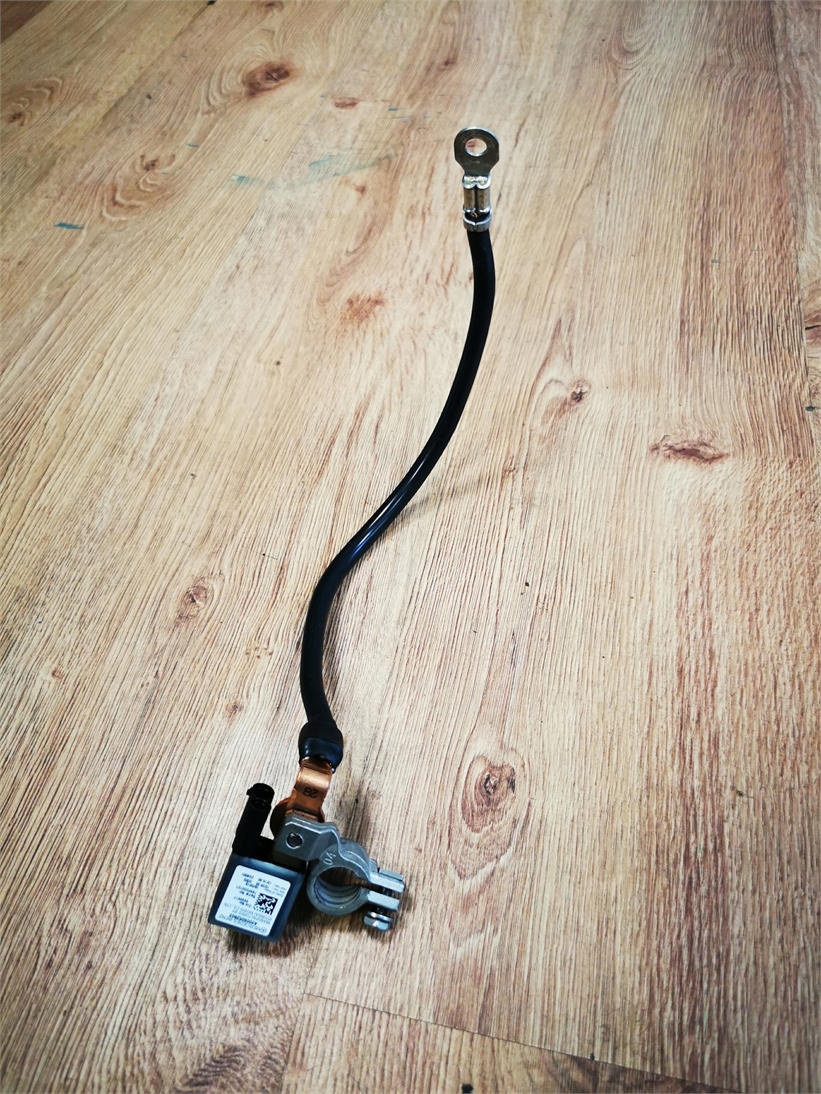 MERCEDES E-KLASA W212 LIFT KLEMA A0009052802 za 150.00PLN z Sasinowo ...