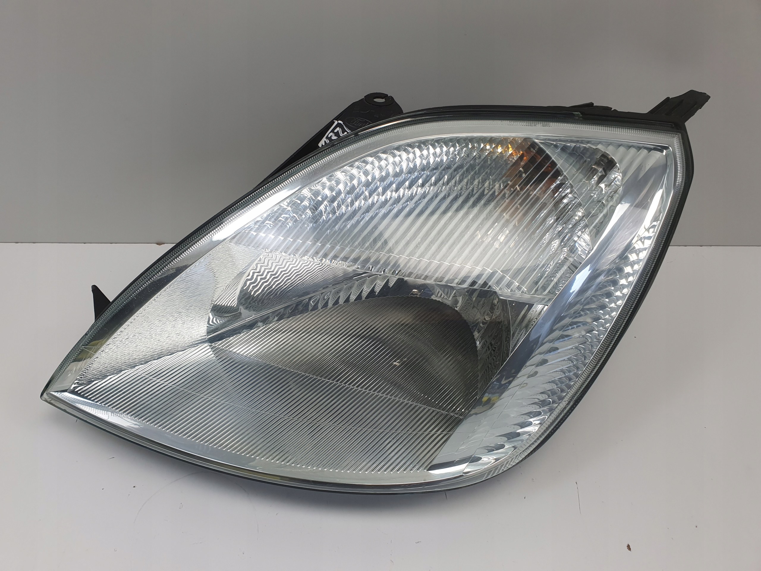 Ford Fiesta MK6 02-08r PRZEDNIA LAMPA LEWA LEWY PRZÓD anglik 2S6X ...