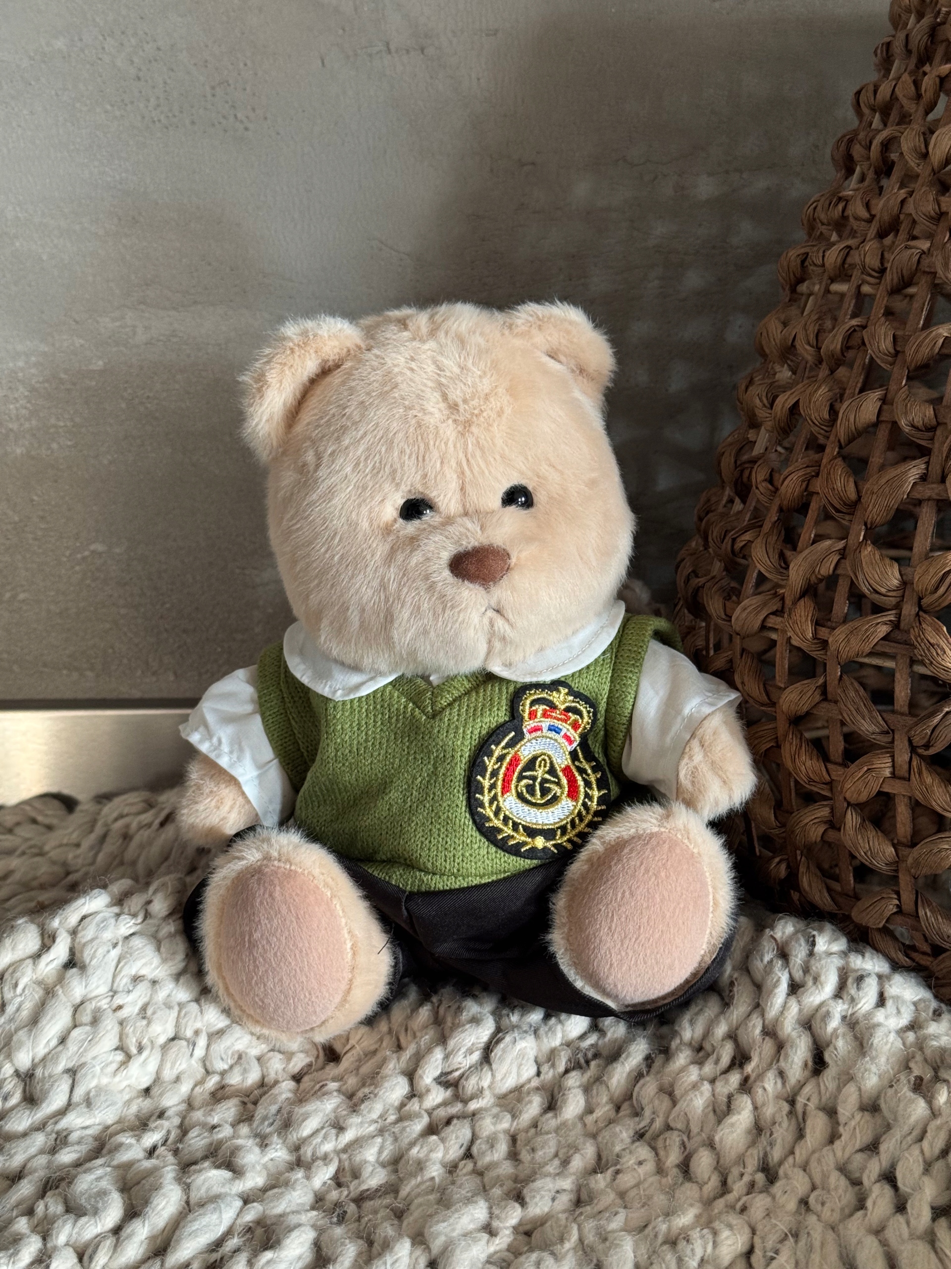 Miś Ubranko Royal Academy PREZENT PRZYTULANKA NA KAŻDĄ OKAZJĘ • Cena, Opinie - Allegro