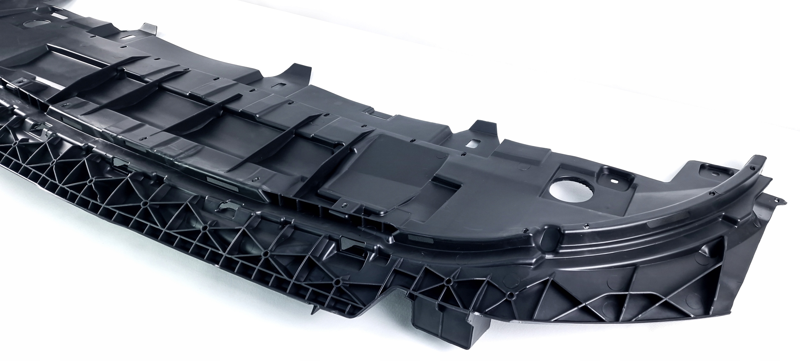 A1568850236 - MERCEDES GLA 156 ПЕРЕДНІЙ БАМПЕР ЗАХИСНА ПЛАСТИНА З PKG ...