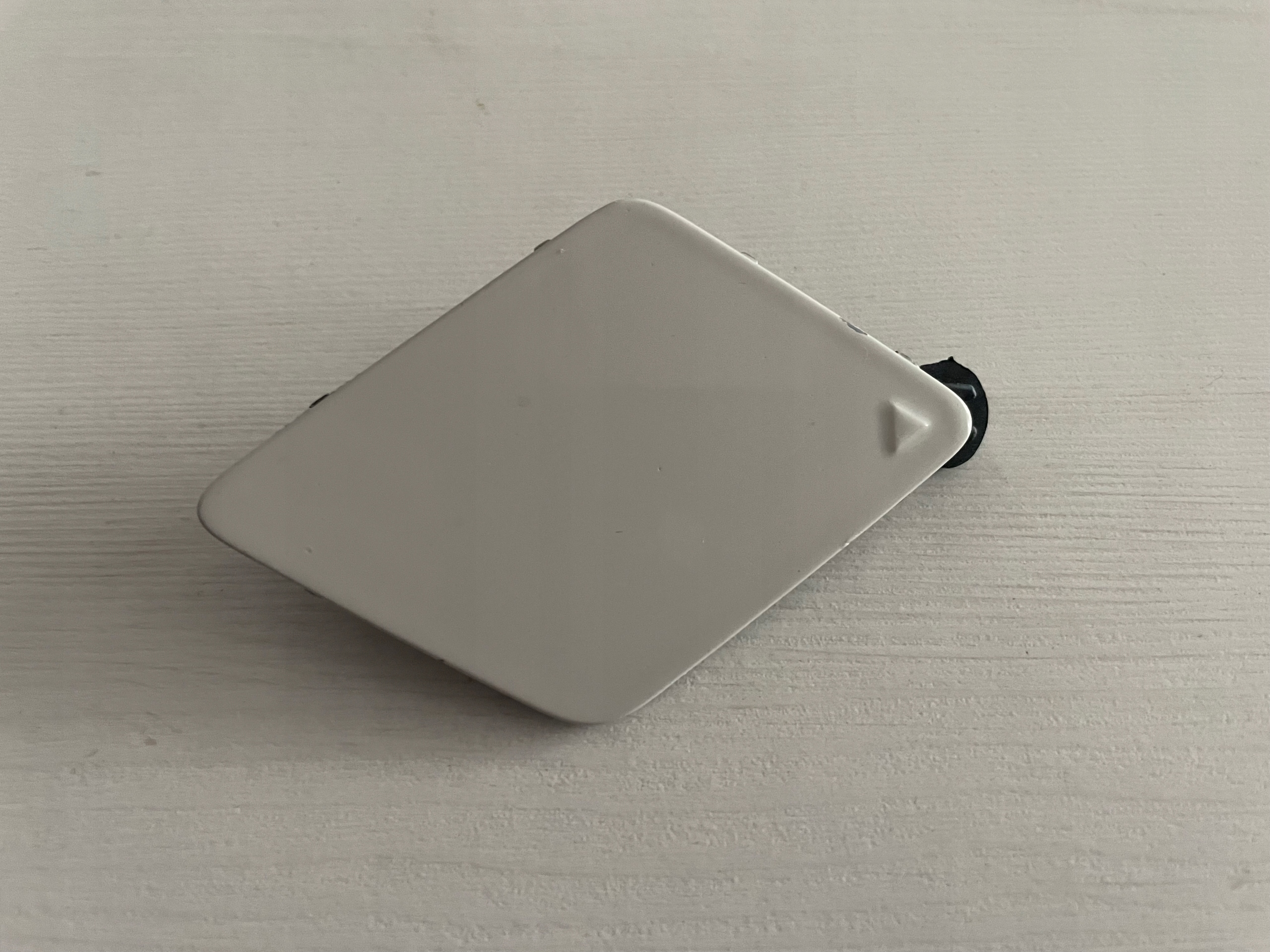 BMW M5 V F10 2011-2017 ZAŚLEPKA HAKA PRZÓD ORYGINAŁ 51118047375 / ...