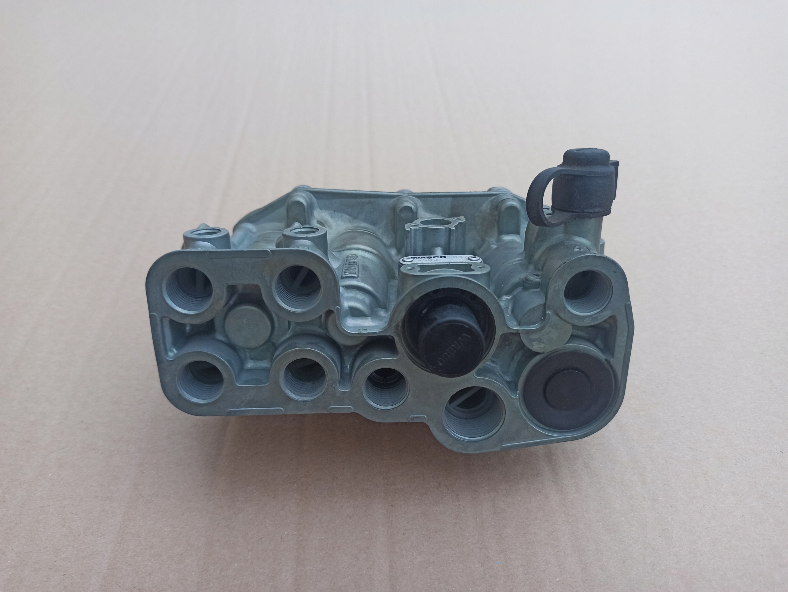 4630840200 4630840200 - КЛАПАН УПРАВЛІННЯ ПІДЙОМНОЮ ВІССЮ SCANIA DAF ...