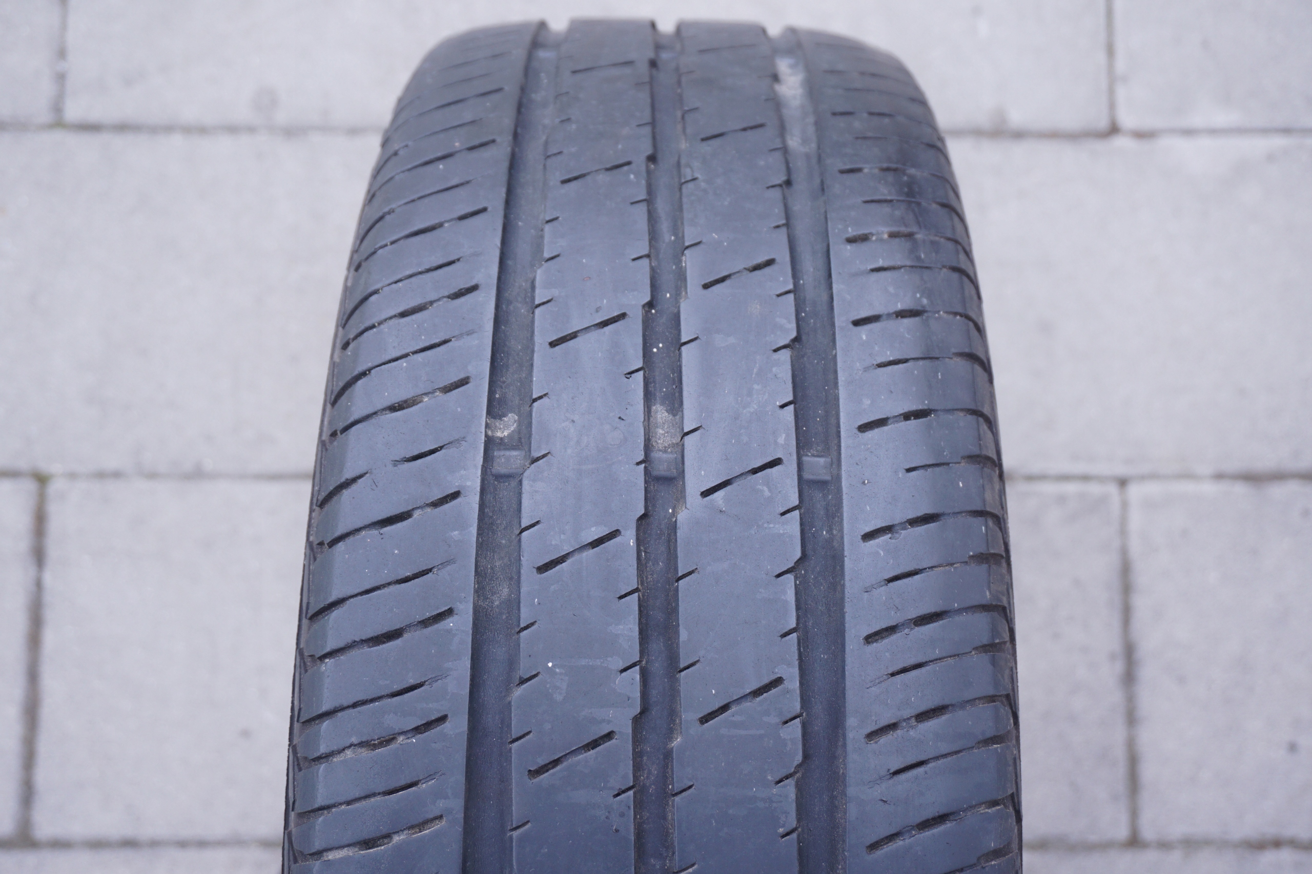 Continental Vanco 2 235 65 R 16 C - Niska cena na Allegro.pl