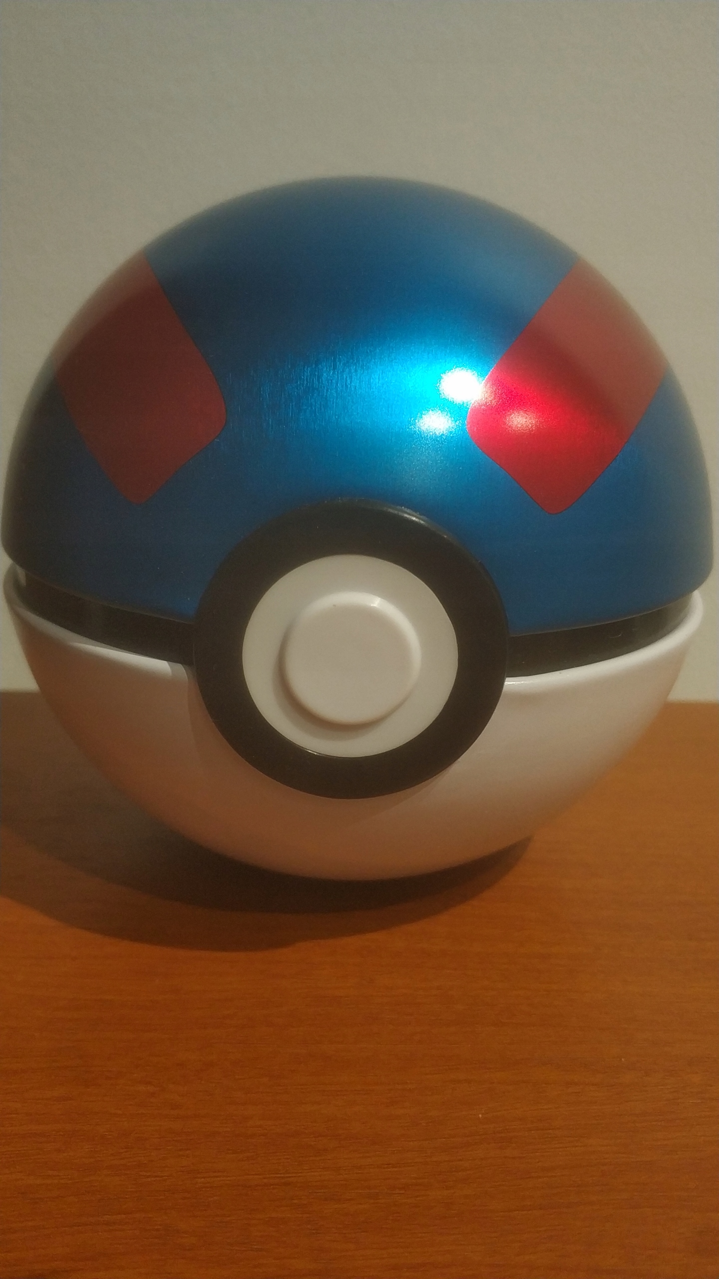Pusty metalowy Pokeball - Great Ball DUŻY cosplay ORYGINAŁ - Stan ...