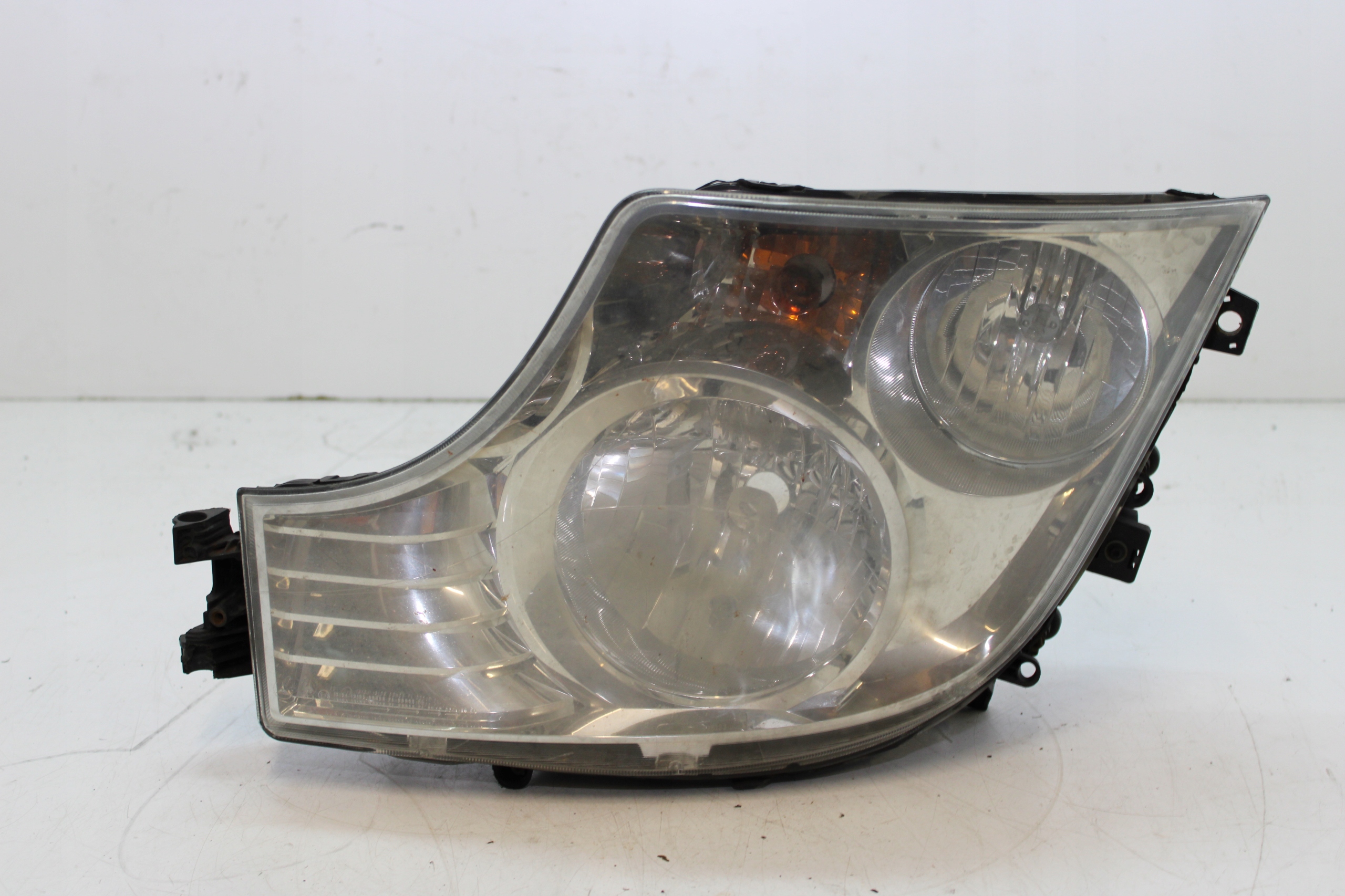 MERCEDES ACTROS MP4 REFLEKTOR LEWY LAMPA LEWA PRZÓD A9608200239 za 170 ...