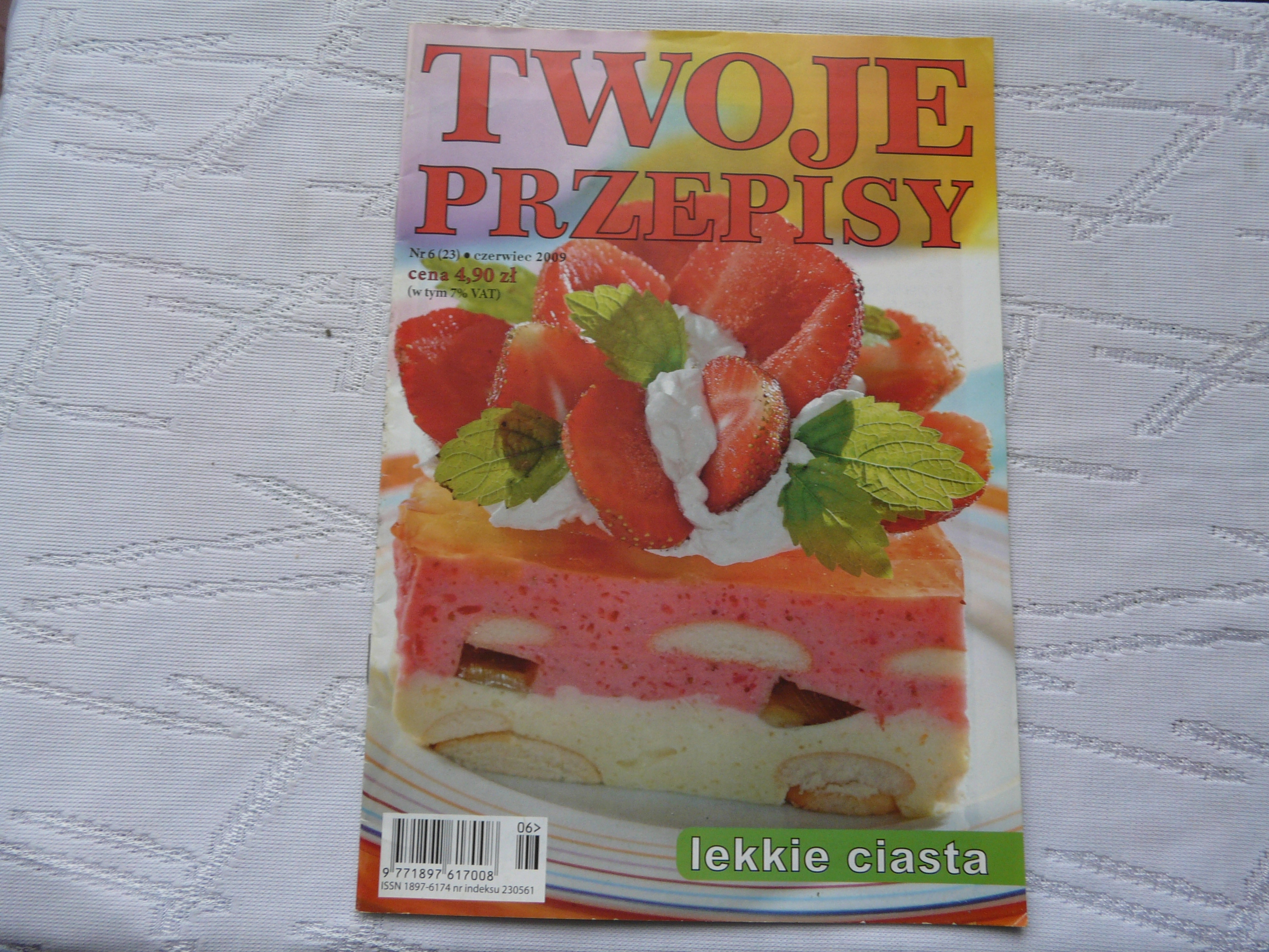 TWOJE PRZEPISY LEKKIE CIASTA SEROWIEC MIGDAŁEK PIEROGI ROLADKI • Cena ...