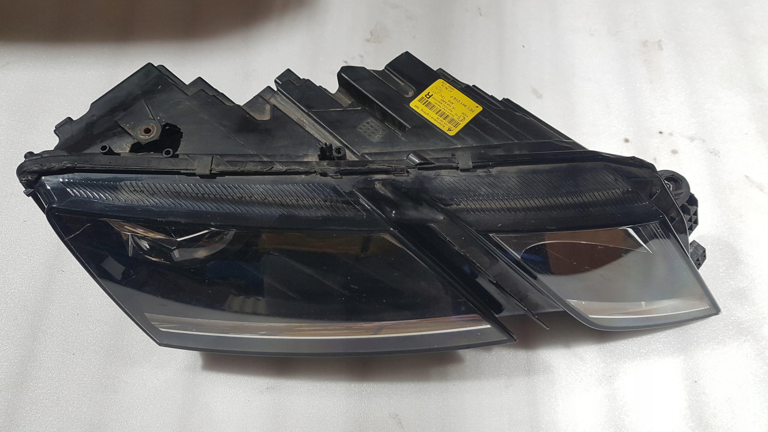 OCTAVIA III LIFT LAMPA PRAWA FULL LED 5E1941016F za 680.00PLN z Łódź ...