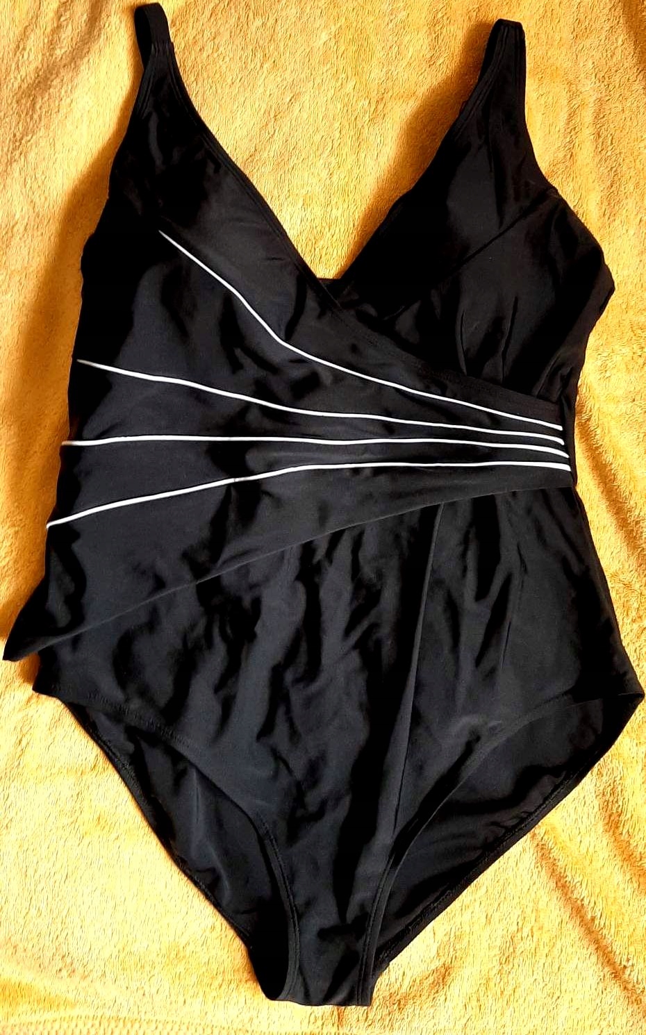 NOWY LUKSUSOWY KOSTIUM KĄPIELOWY _ DOSKONALE MODELUJĄCY r. 46 GRATIS ...