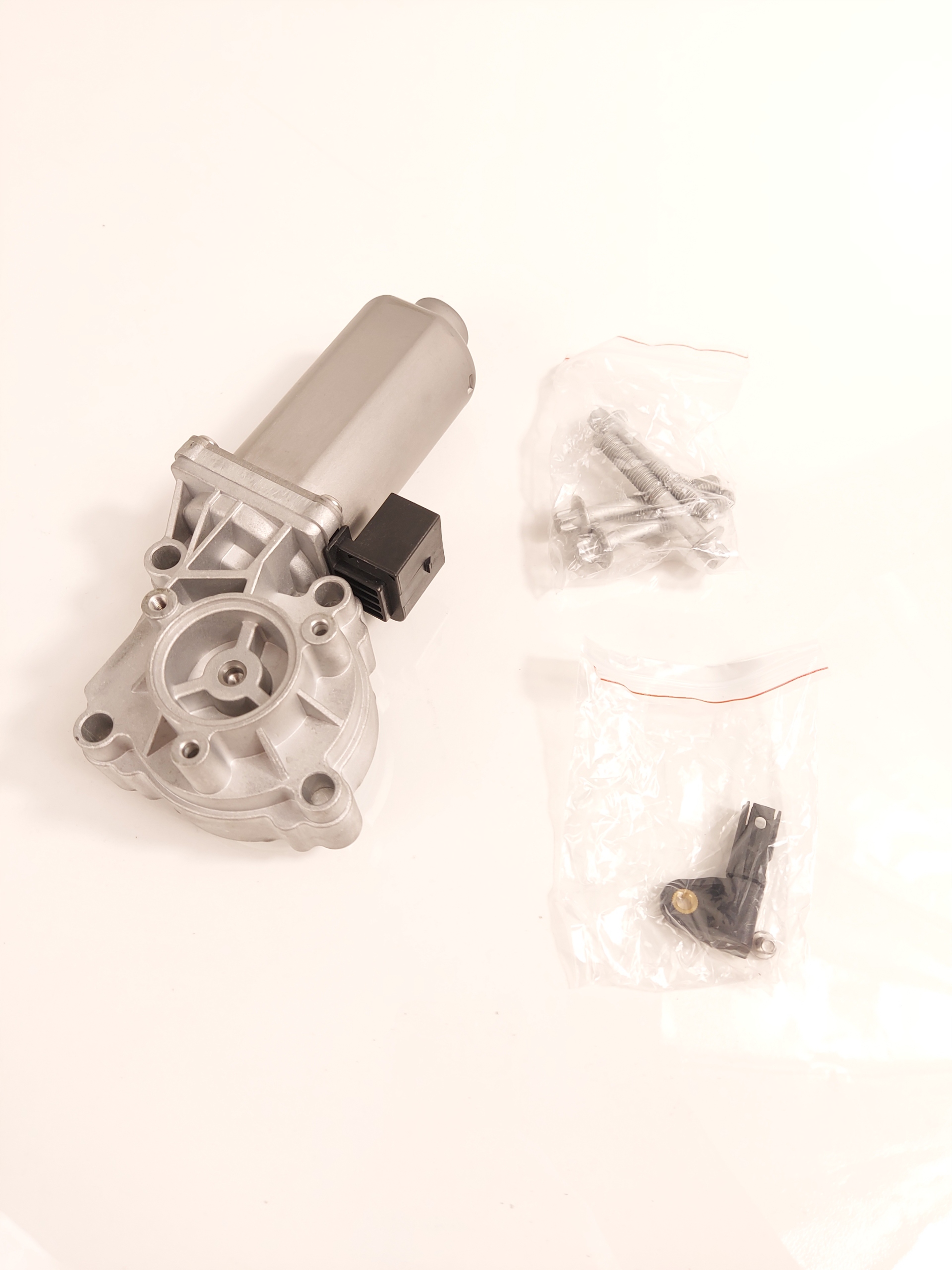 NASTAWNIK SIŁOWNIK REDUKTORA BMW E53 E70 E71 E83 za z Lublin - Allegro ...