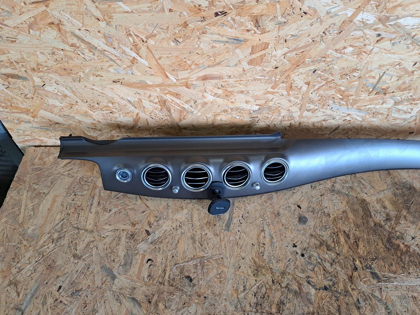 MERCEDES W213 LISTWA KRATKI DEKOR KONSOLI EUROPA z stare kurowo ...