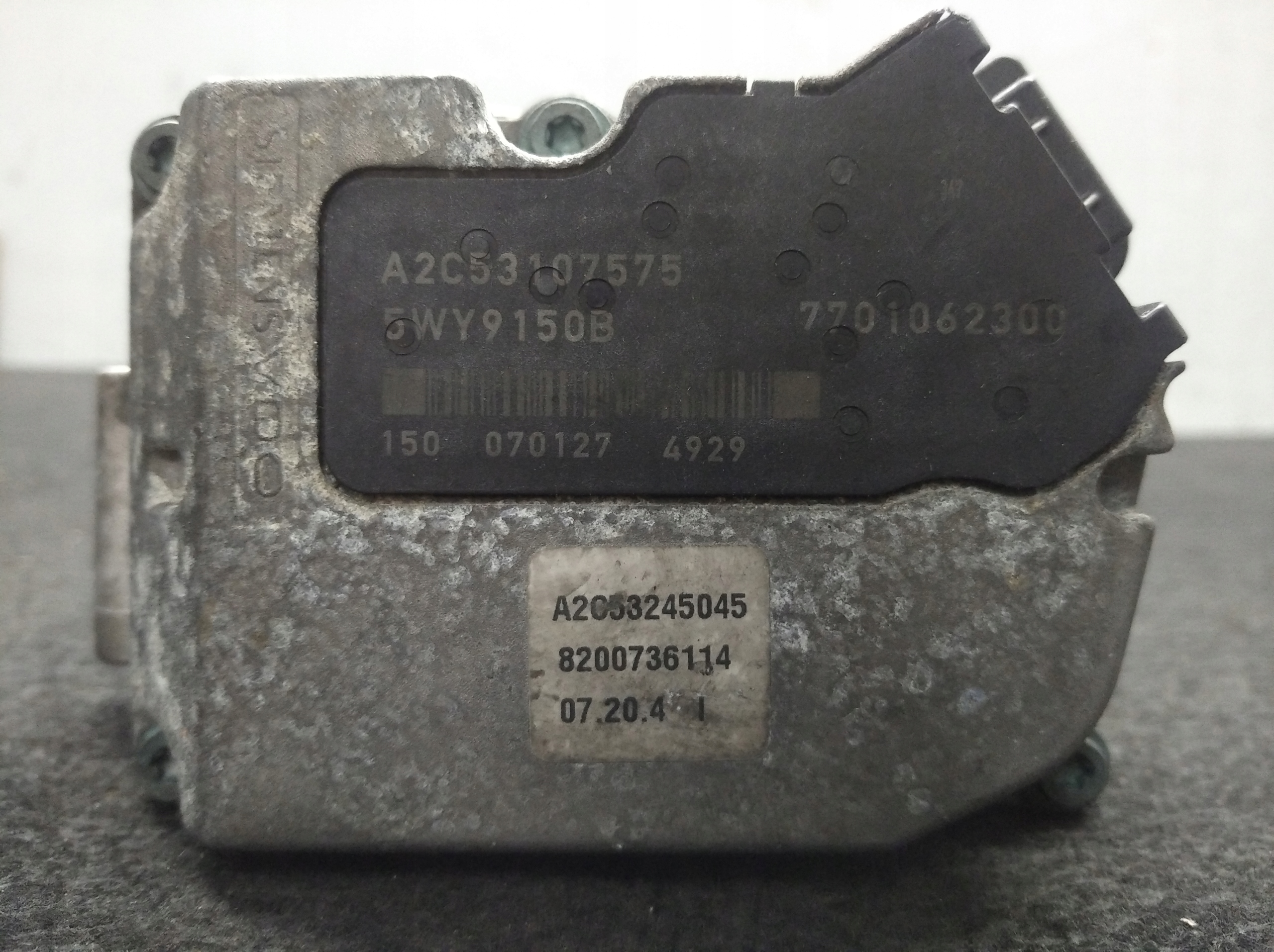 Przepustnica Renault 1.9 DCI 7701062300 8200736114 - porównaj ceny ...