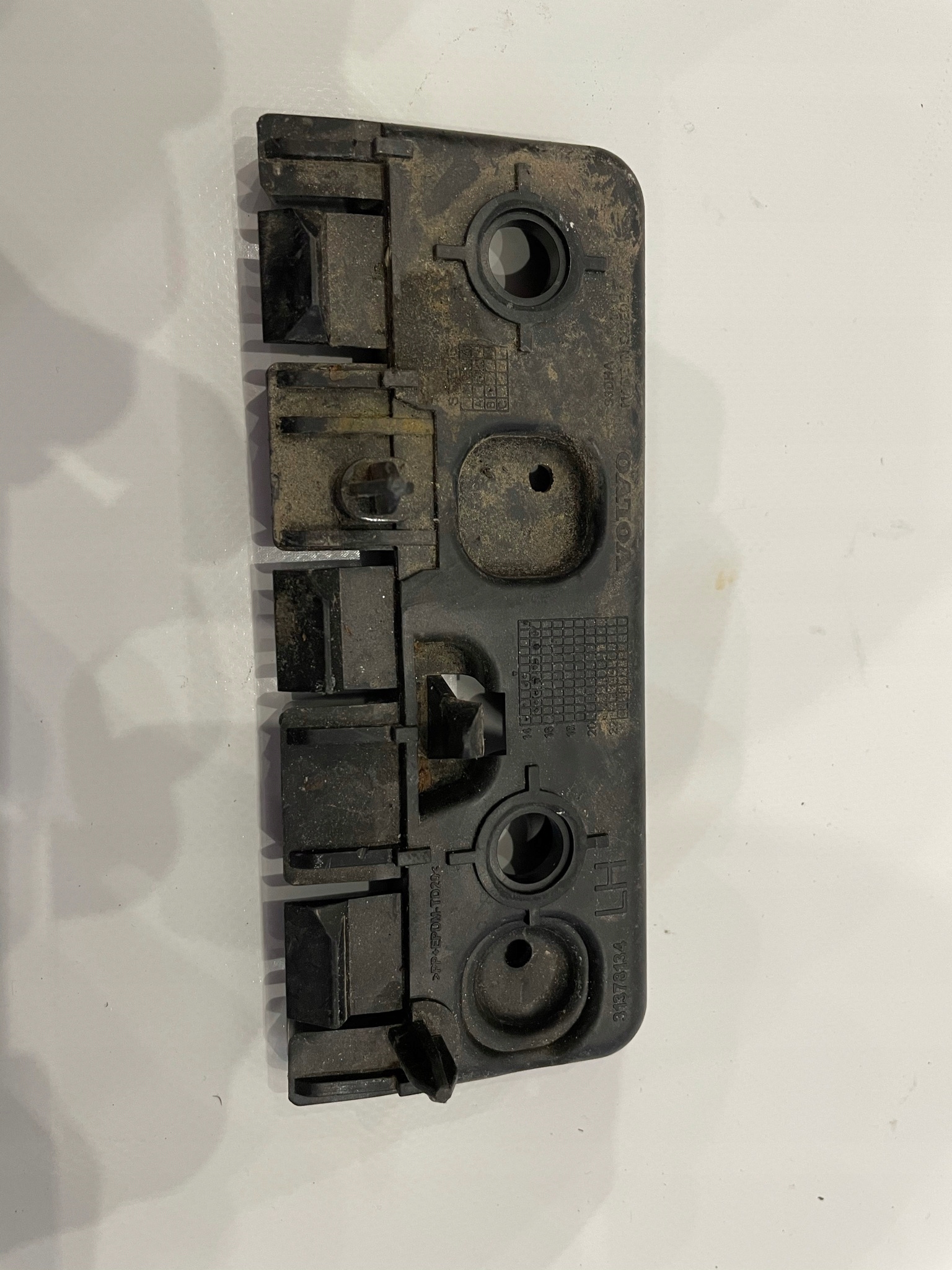 Volvo OE 31378134 slizg zewn nakladki progowej - porównaj ceny - Allegro.pl