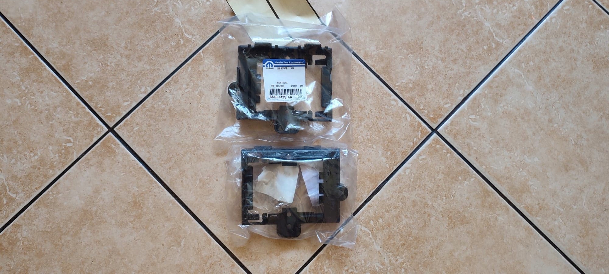 Mocowanie Radaru Jeep Grand Cherokee L WL 2022 68408125AA za 219 zł z ...