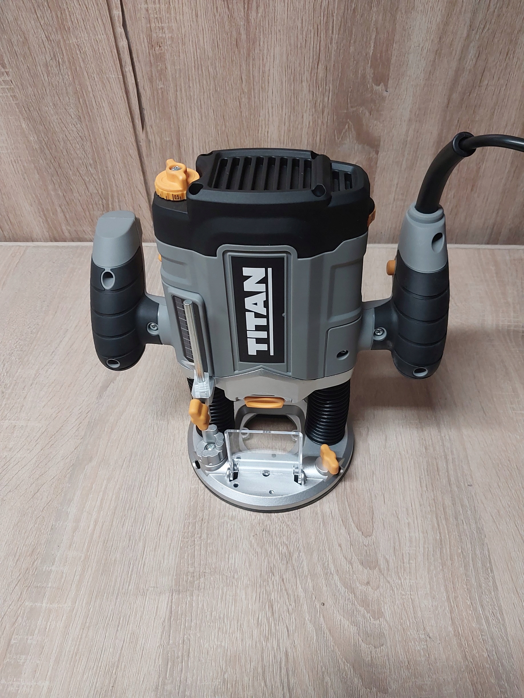 Frezarka górnowrzecionowa Titan 1200 W (5059340253664) • Cena, Opinie ...