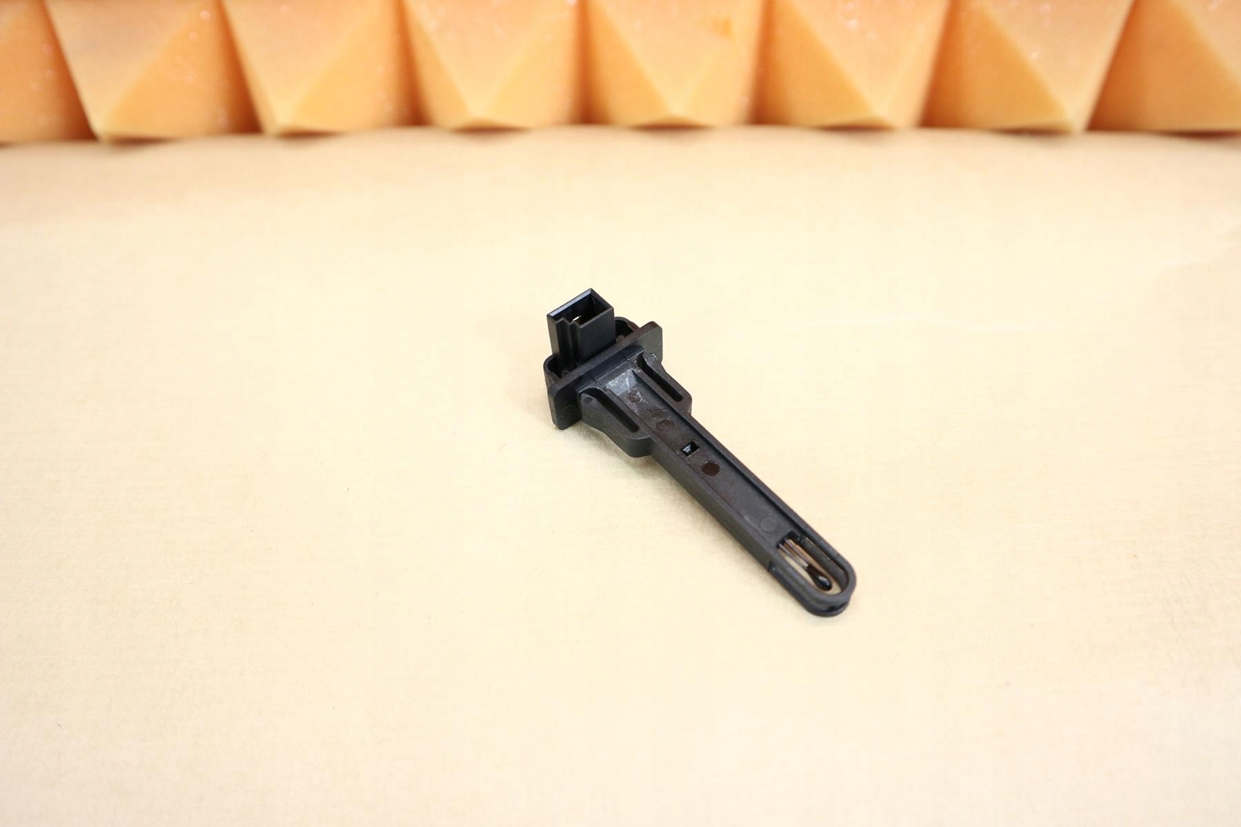 MERCEDES W169 R171 CZUJNIK TEMPERATURY NAGRZEWNICY A1718300272 za 20 ...