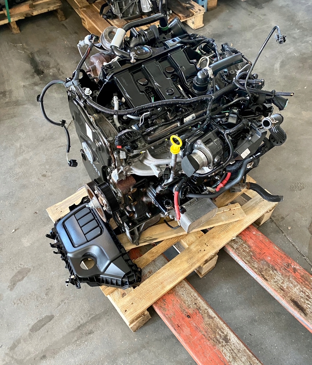 Silnik R9M 1.6 DCI BI-TURBO TRAFIC 452 R9M452 Trafic vivaro talento ...