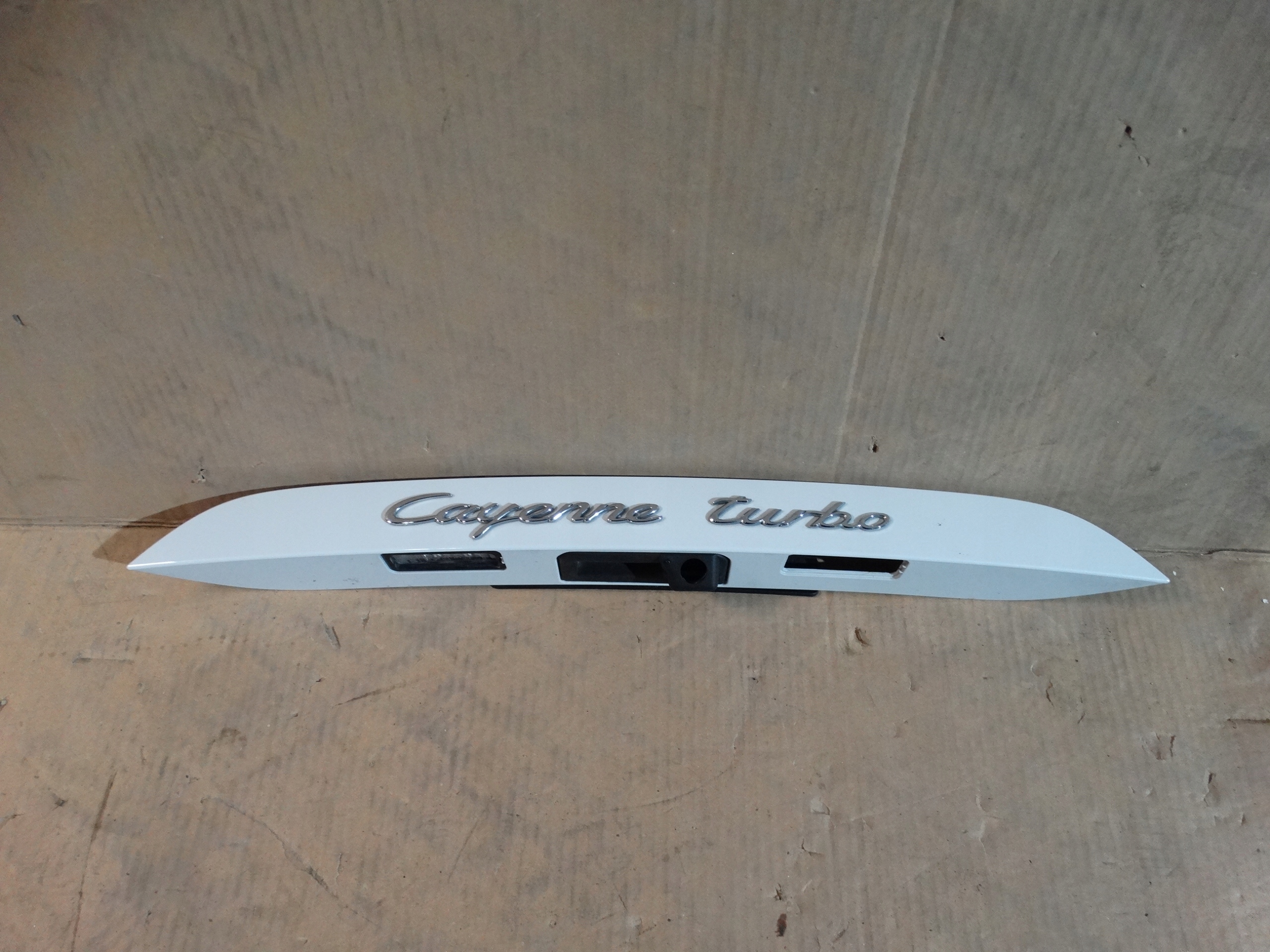 IDEALNA LISTWA BLENDA KLAPY BAGAŻNIKA PORSCHE CAYENNE 9Y 1 9Y0827129A ...