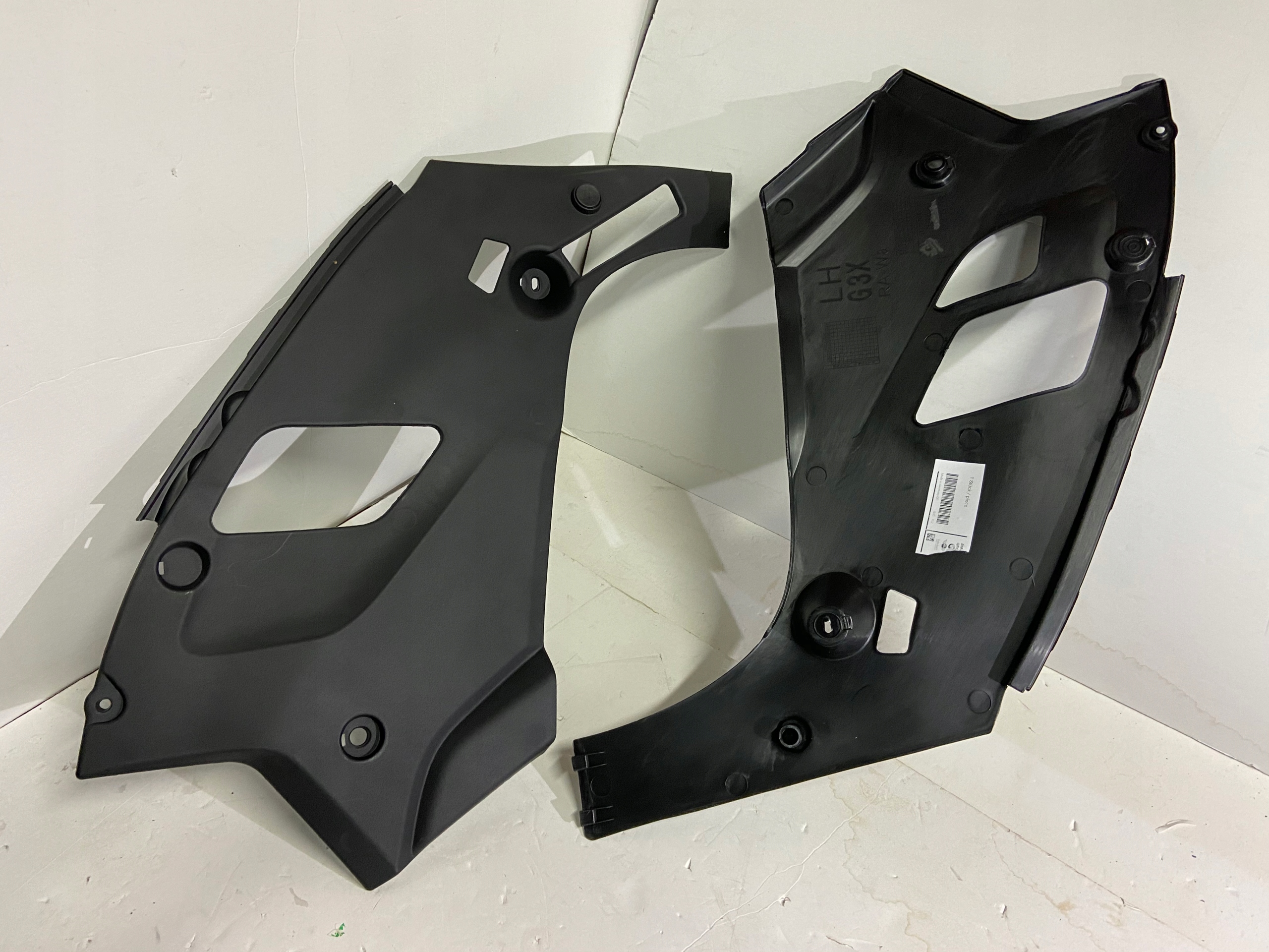 BMW G30 G31 osłona komory silnika lampy slupka uszczelka 51767349603 za ...