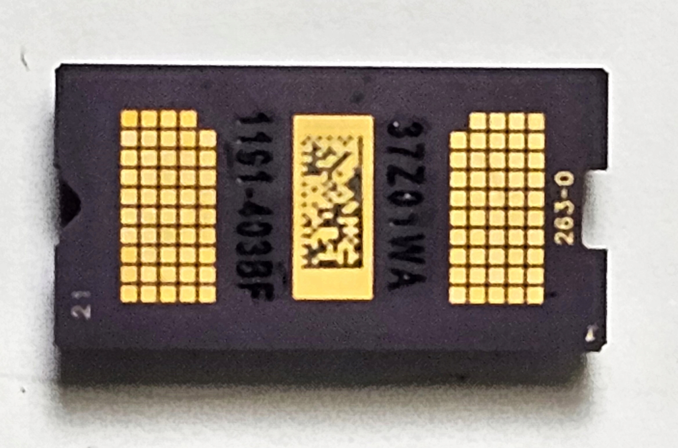 DMD čip optického procesoru pro projektor Acer K335, (4812160000020) • Ceny, Recenze - Allegro