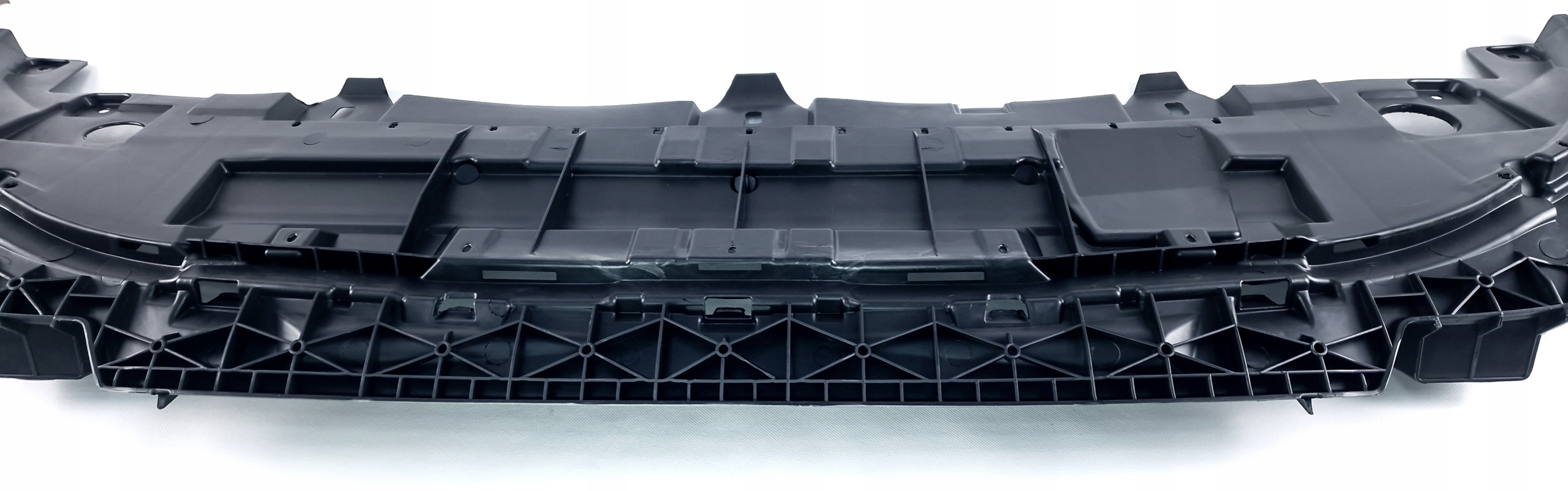 A1568850236 - MERCEDES GLA 156 ПЕРЕДНІЙ БАМПЕР ЗАХИСНА ПЛАСТИНА З PKG ...