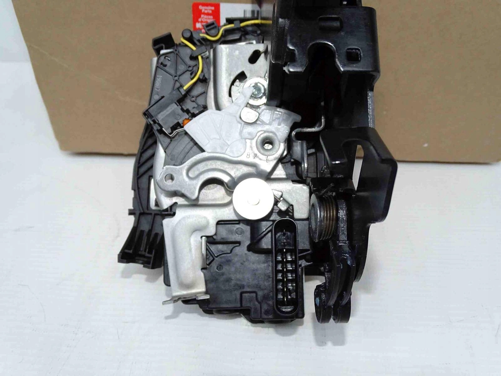 Купить ЦЕНТРАЛЬНАЯ ЗАМОК ДВЕРЬ LT RANGE ROVER SPORT 2013- LR078748 в ...